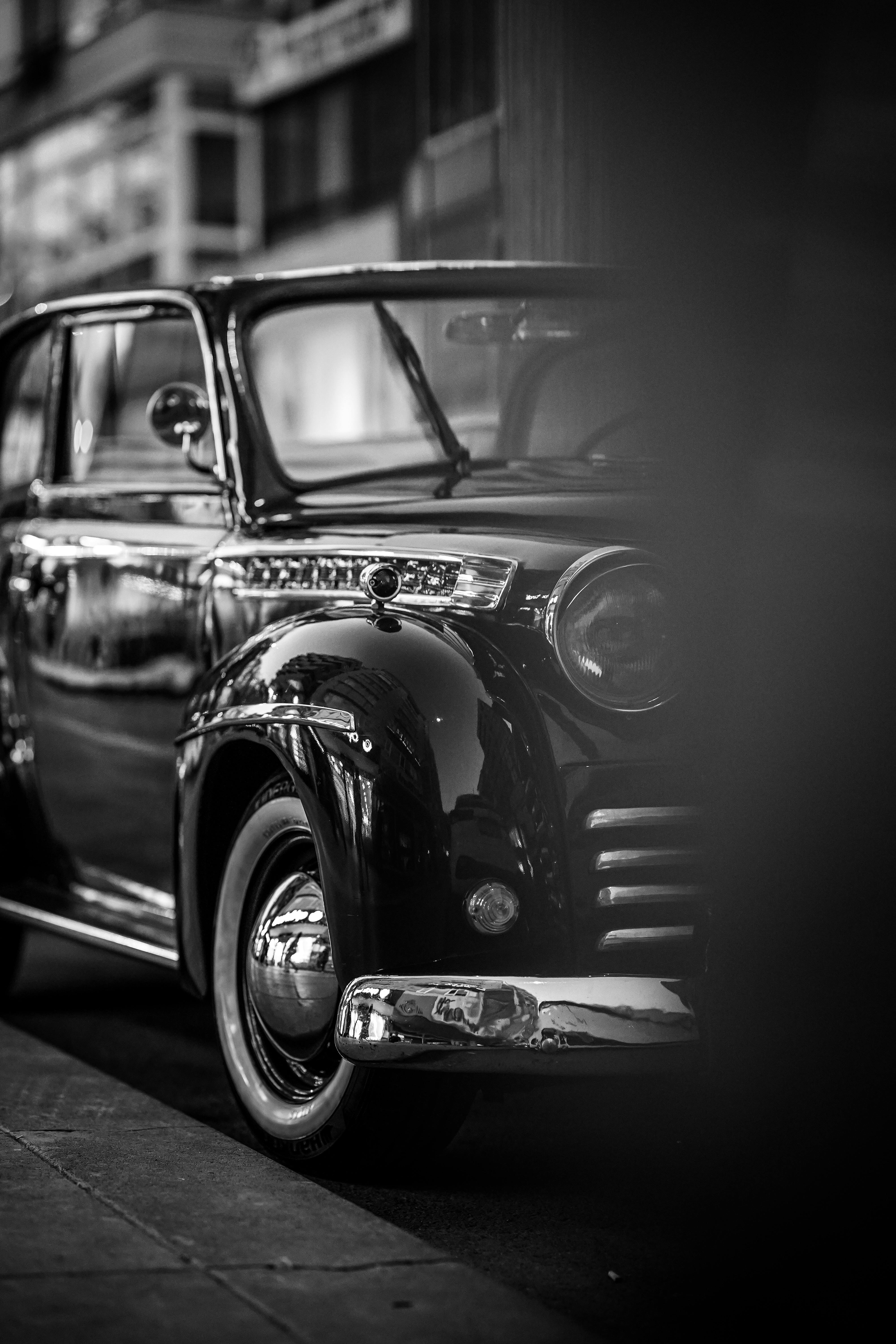 Vintage Car in Black and White · Free Stock Photo