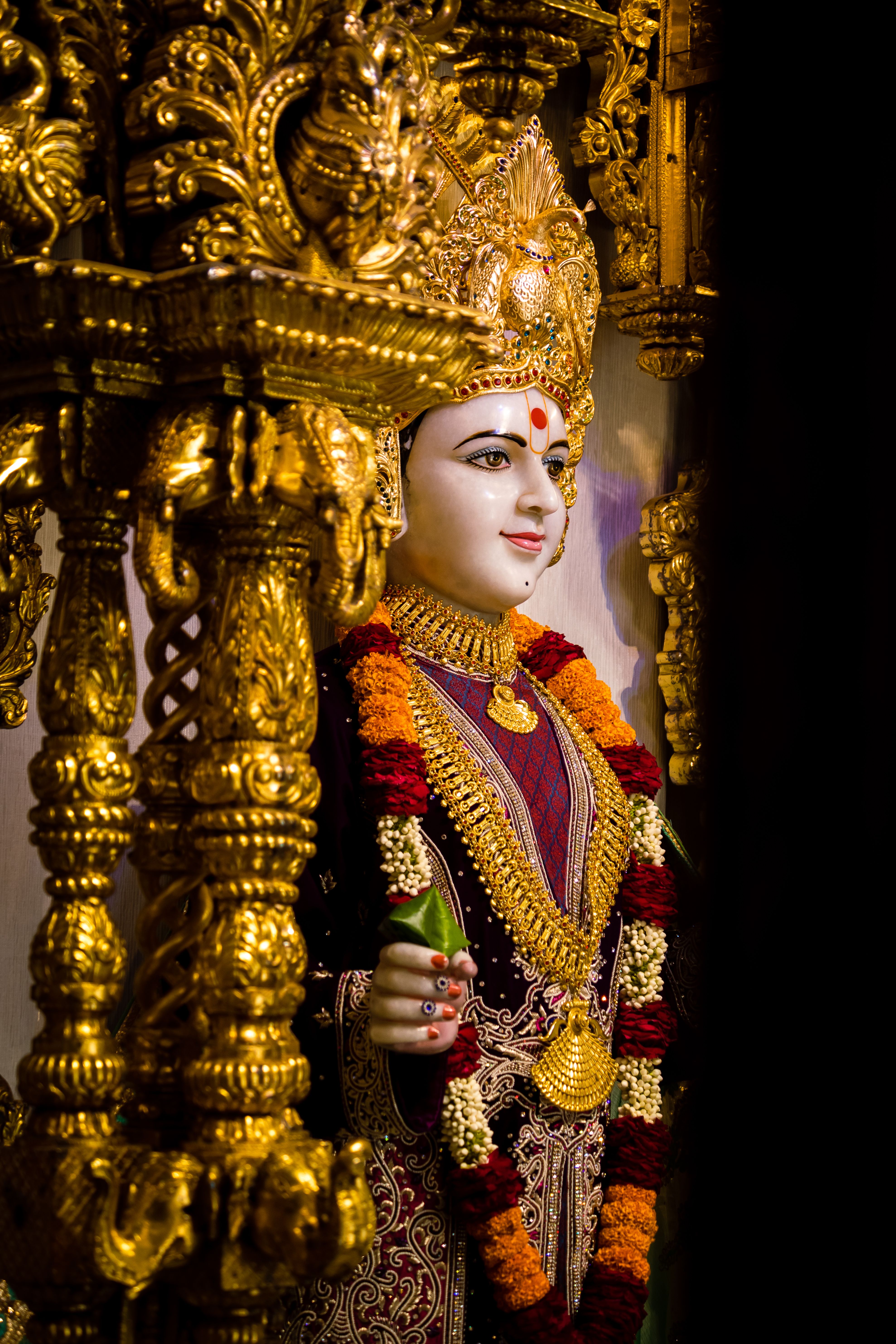 Close-up of a Religious Statue · Free Stock Photo