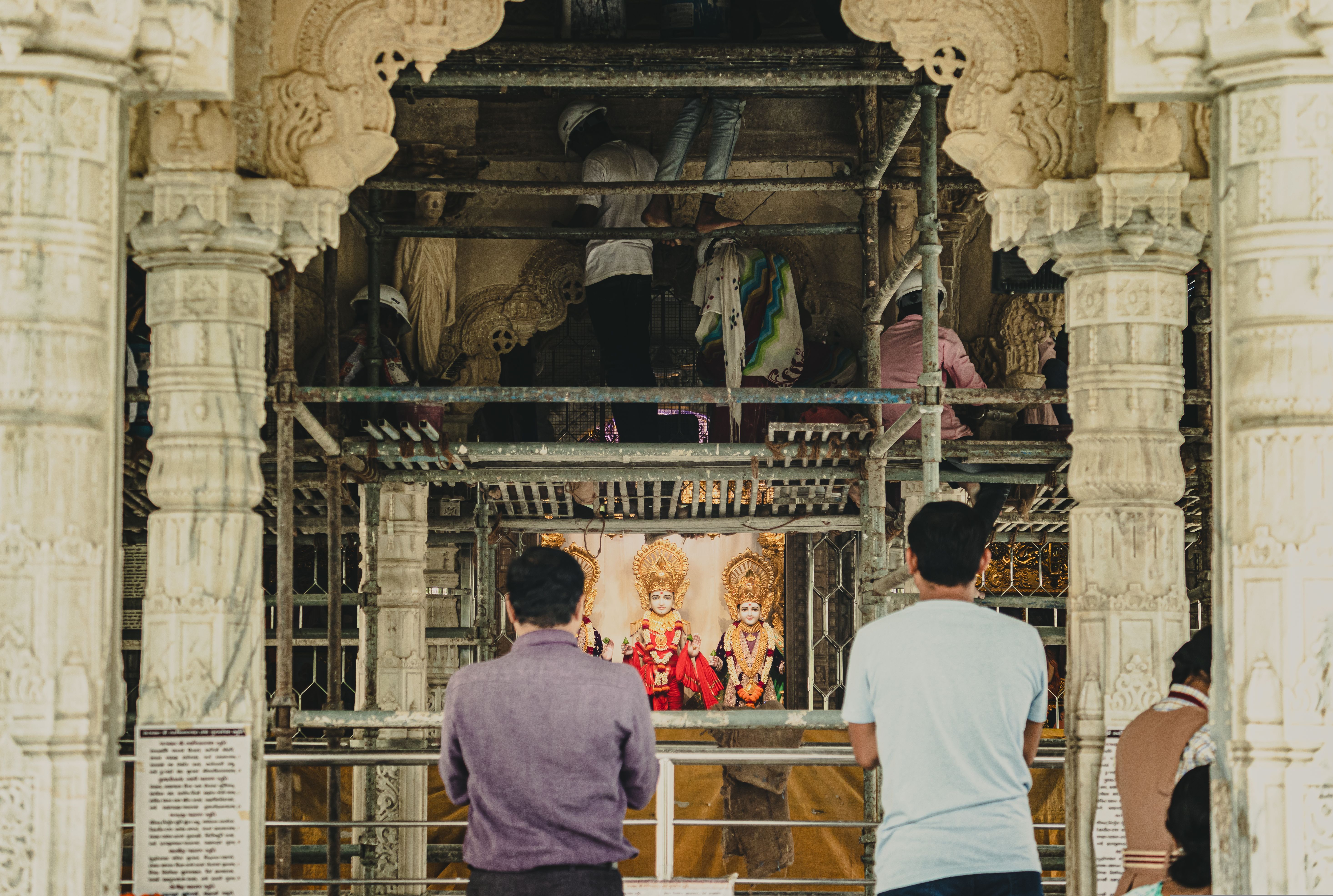 People Standing Near on the Temple · Free Stock Photo