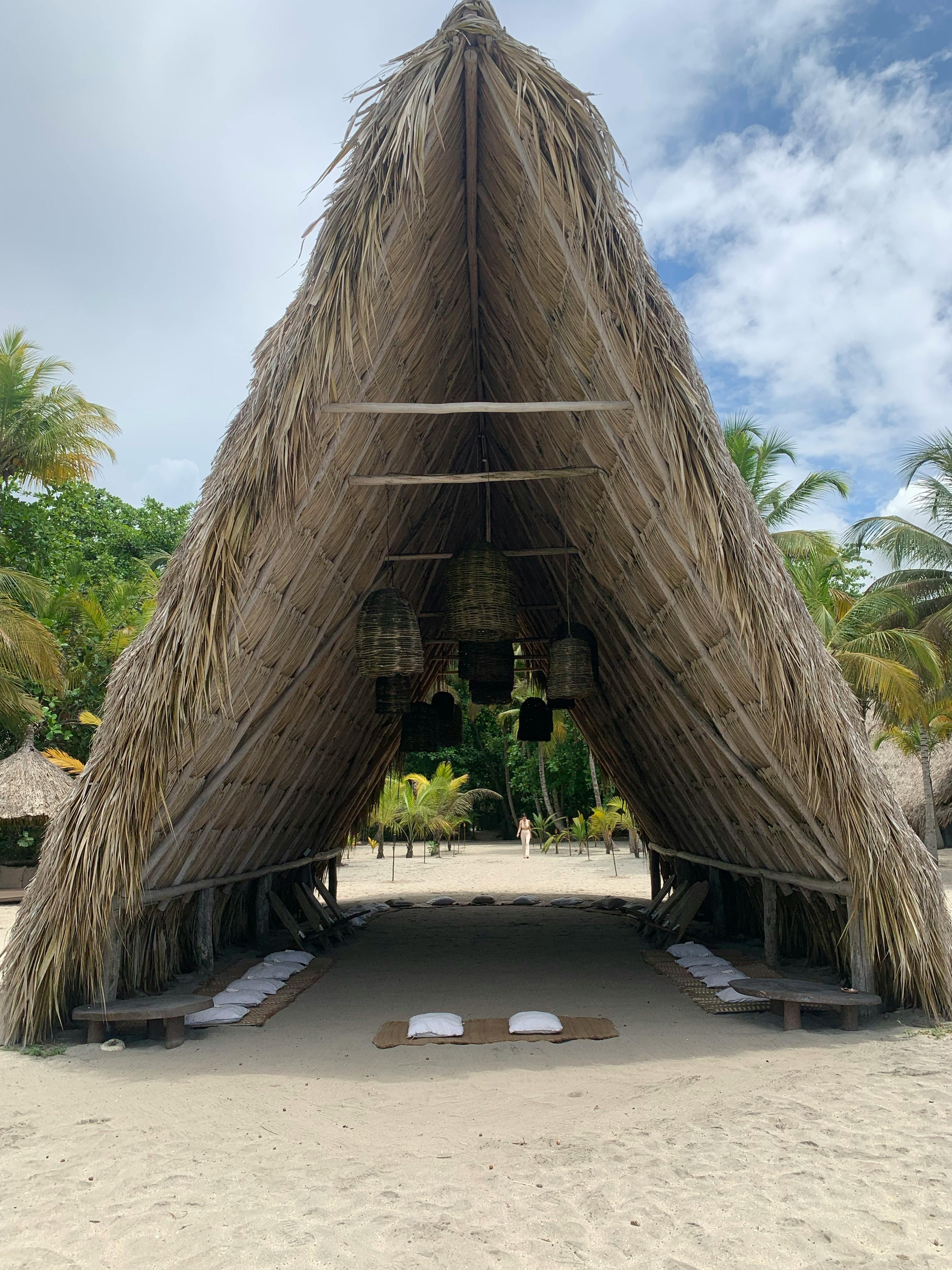 Tent Building on Beach · Free Stock Photo
