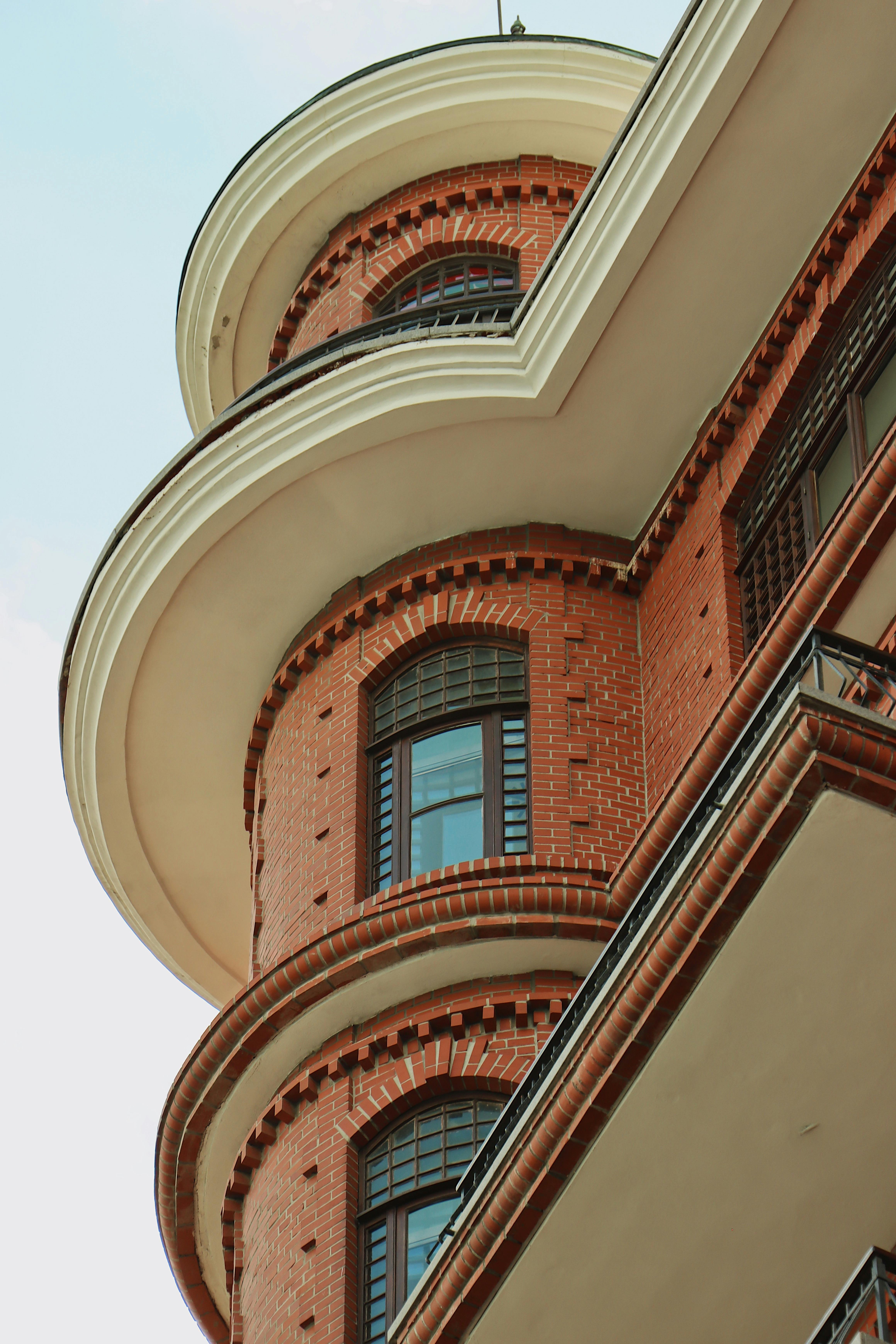 Elegant Red Brick Residential Building · Free Stock Photo