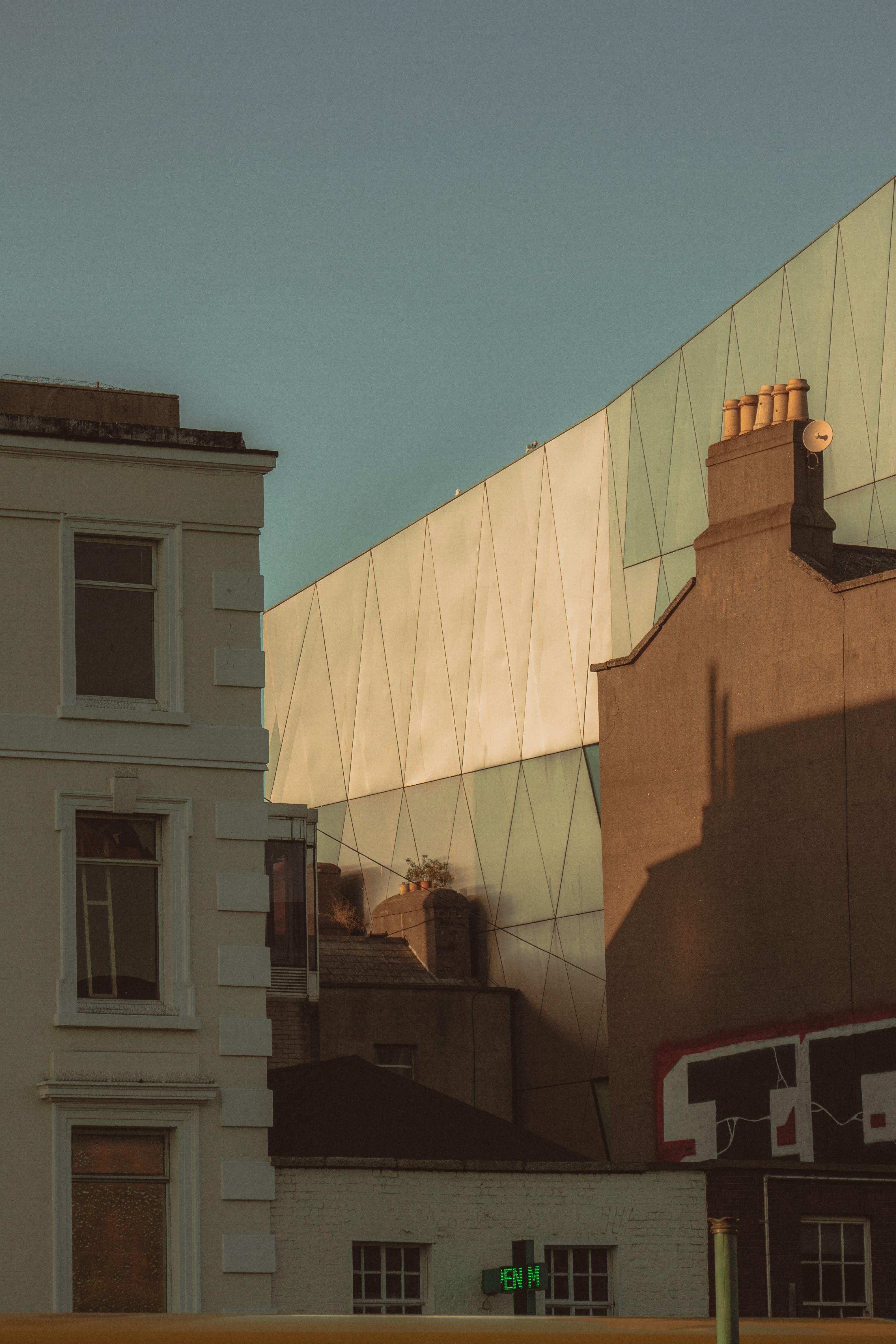 Buildings in a Town in Sunlight · Free Stock Photo
