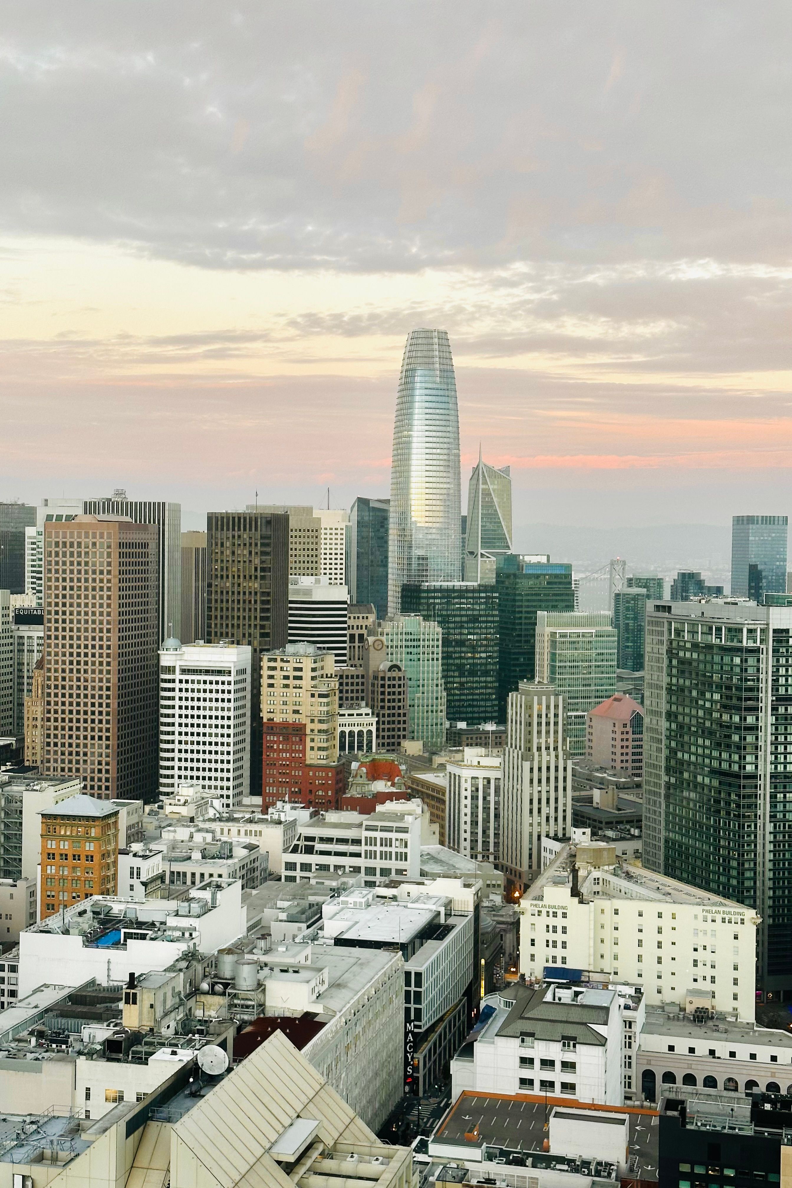San Francisco Cityscape with Salesforce Tower · Free Stock Photo