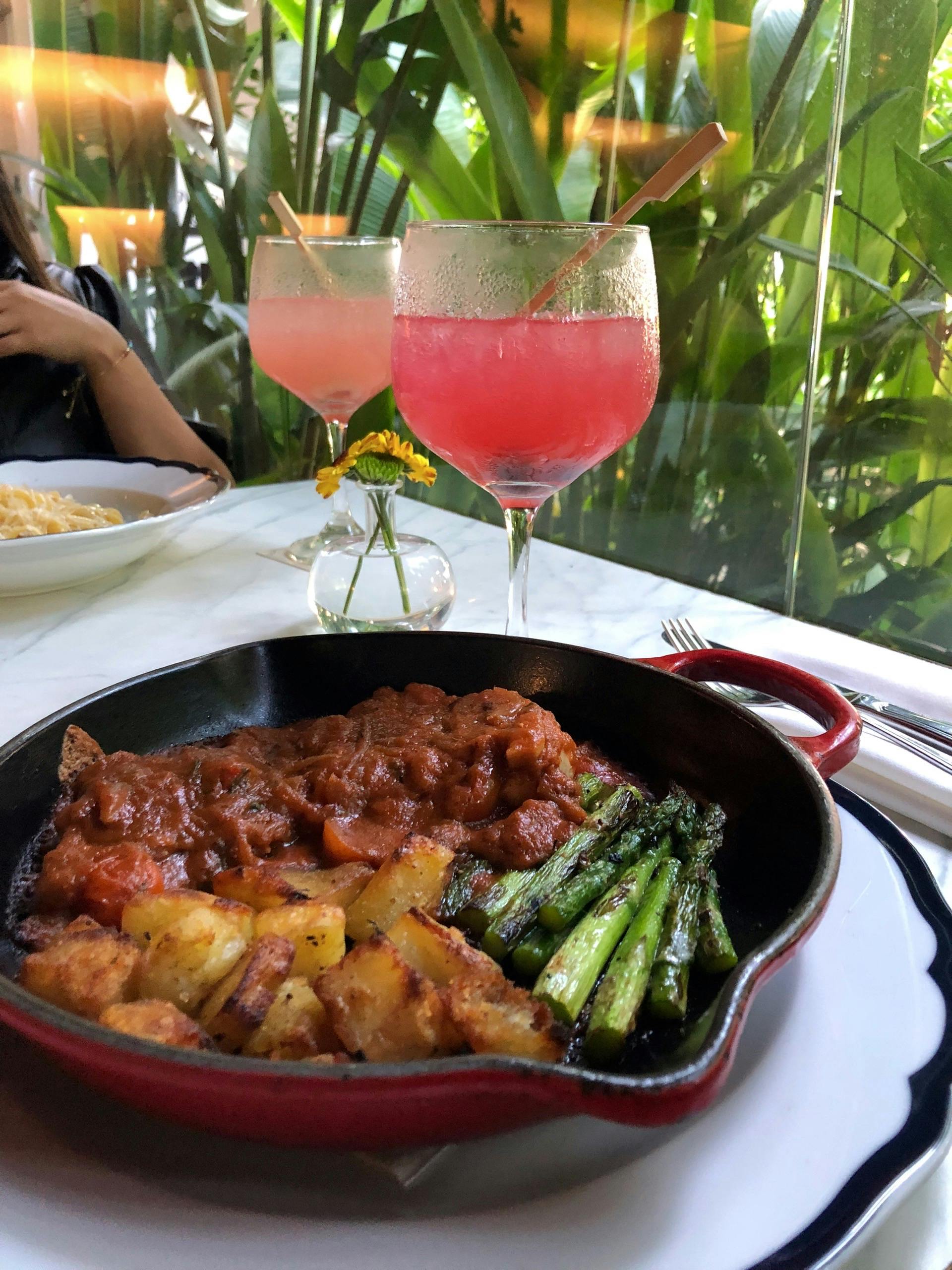 Dinner and Drinks Served in a Restaurant · Free Stock Photo