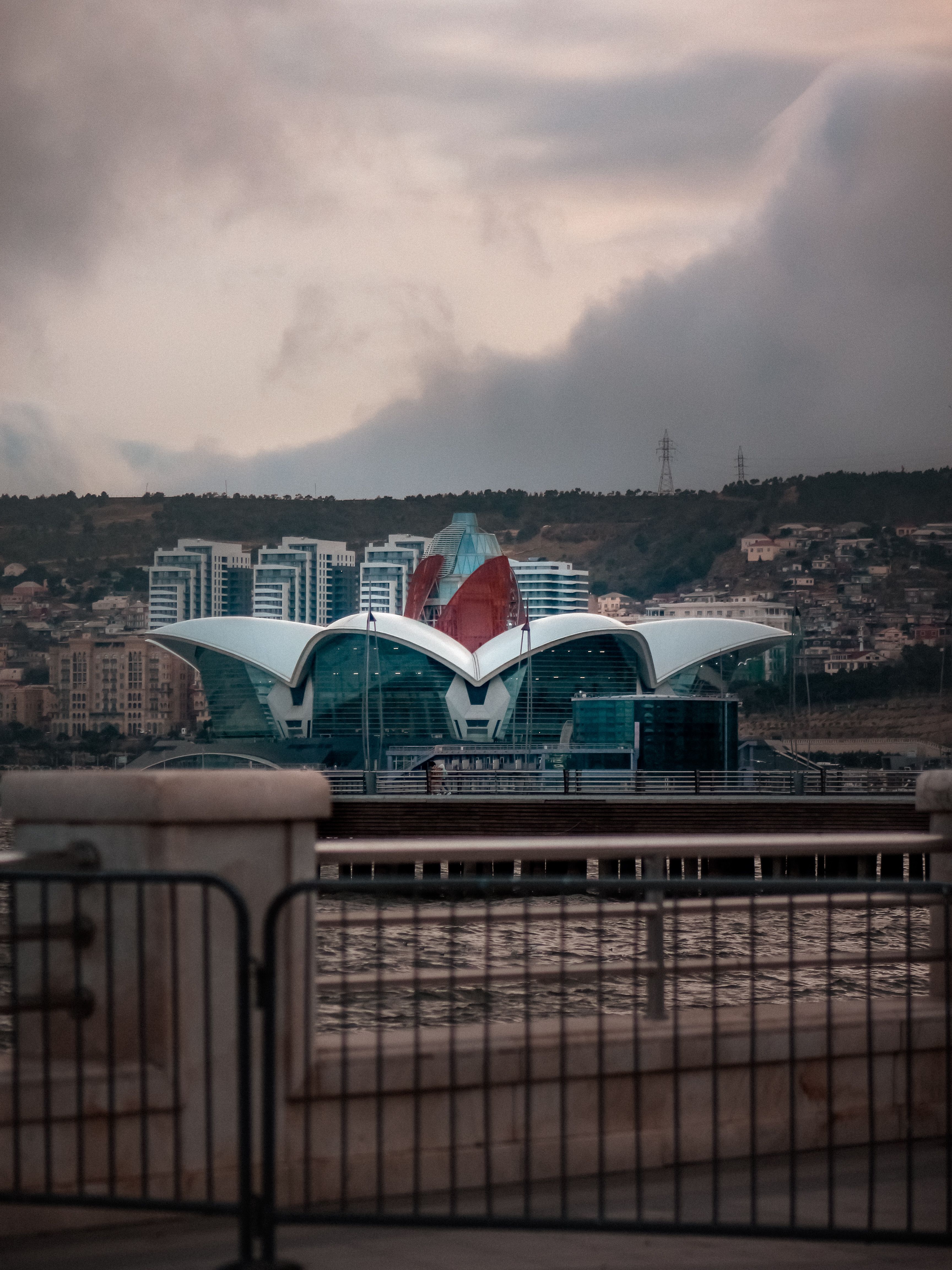 Deniz Mall in Baku · Free Stock Photo