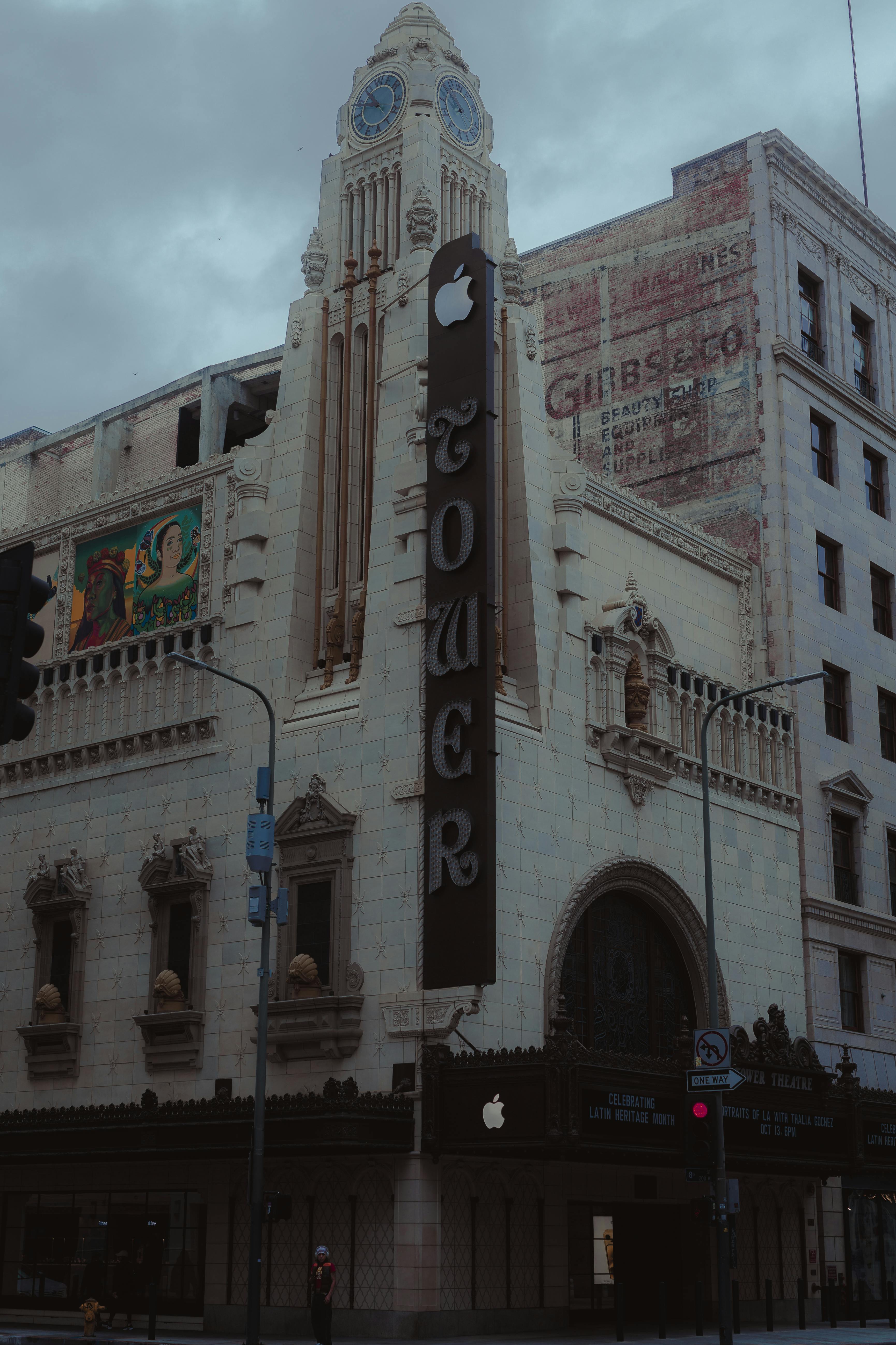 Apple Tower Theatre in Los Angeles · Free Stock Photo