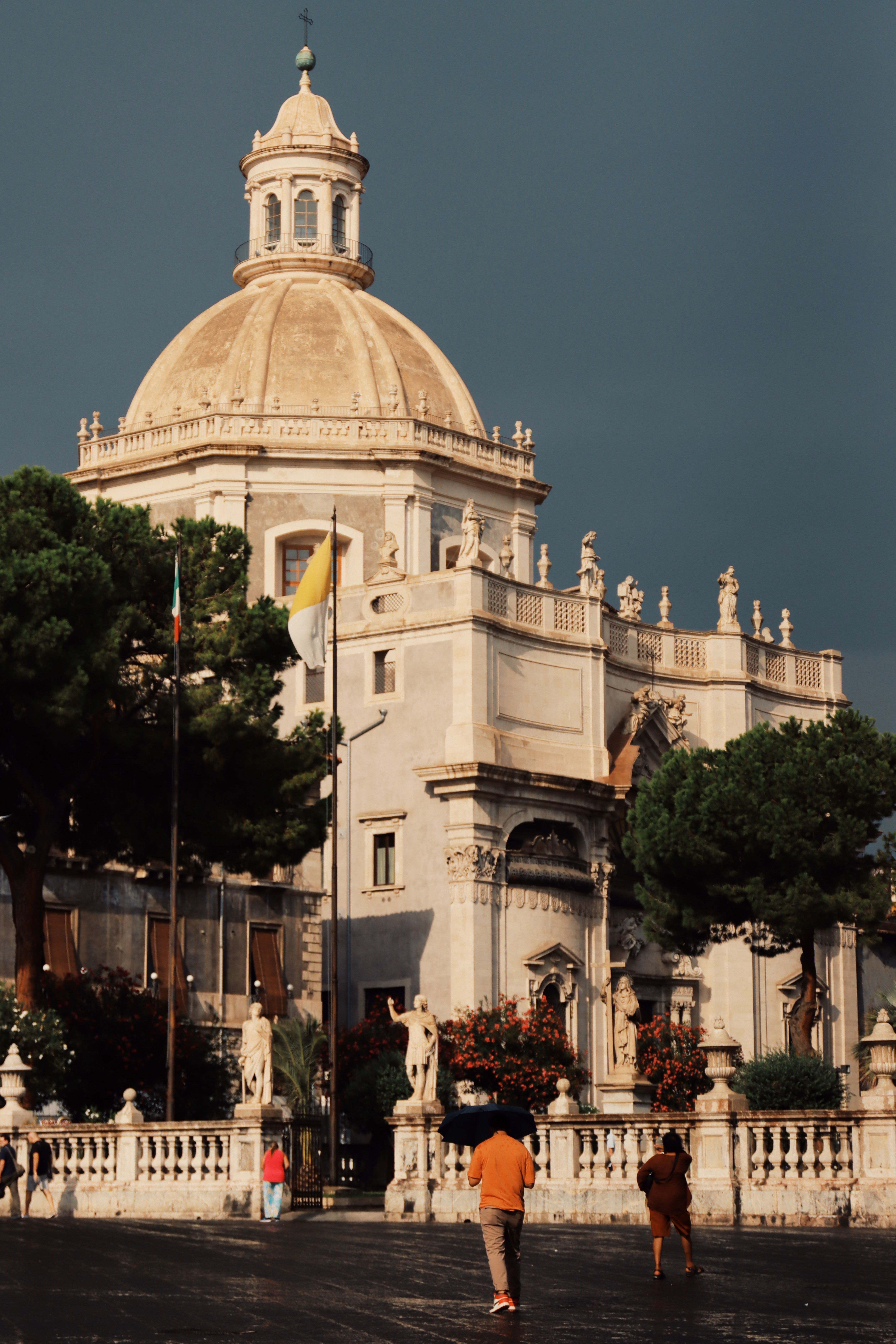 Cathedral · Free Stock Photo