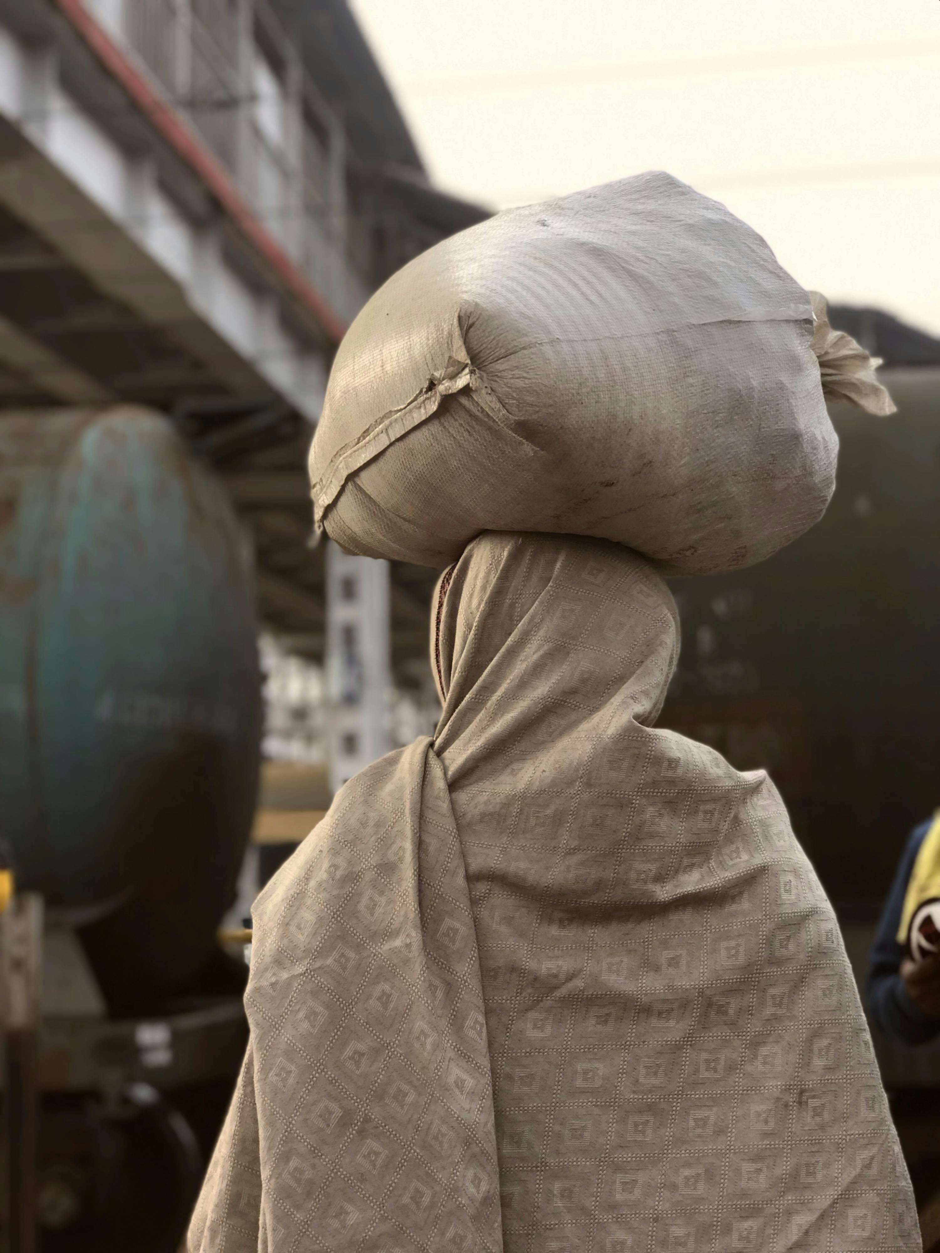 People Loading Truck · Free Stock Photo