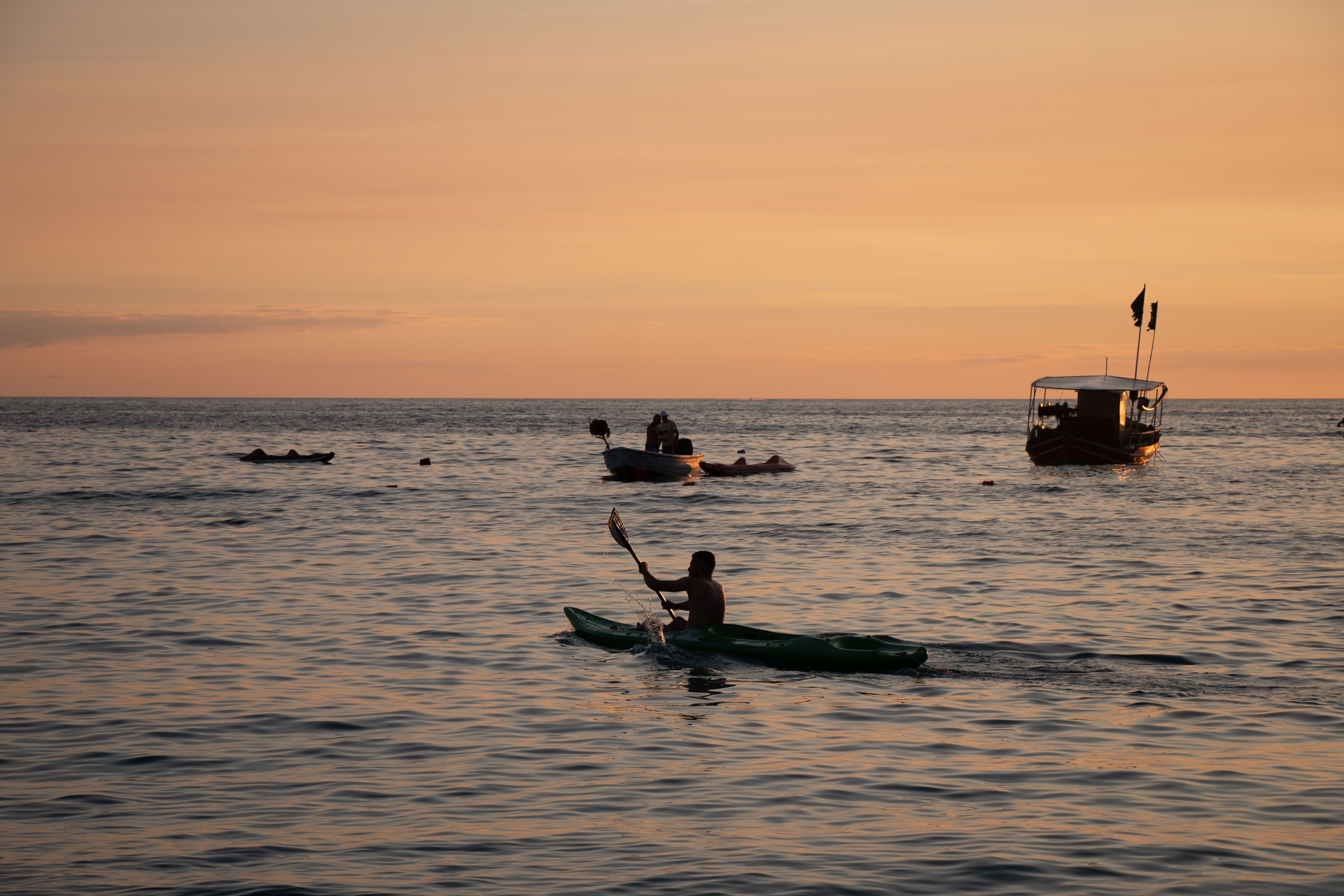 Skiff Boats Photos, Download The BEST Free Skiff Boats Stock Photos ...