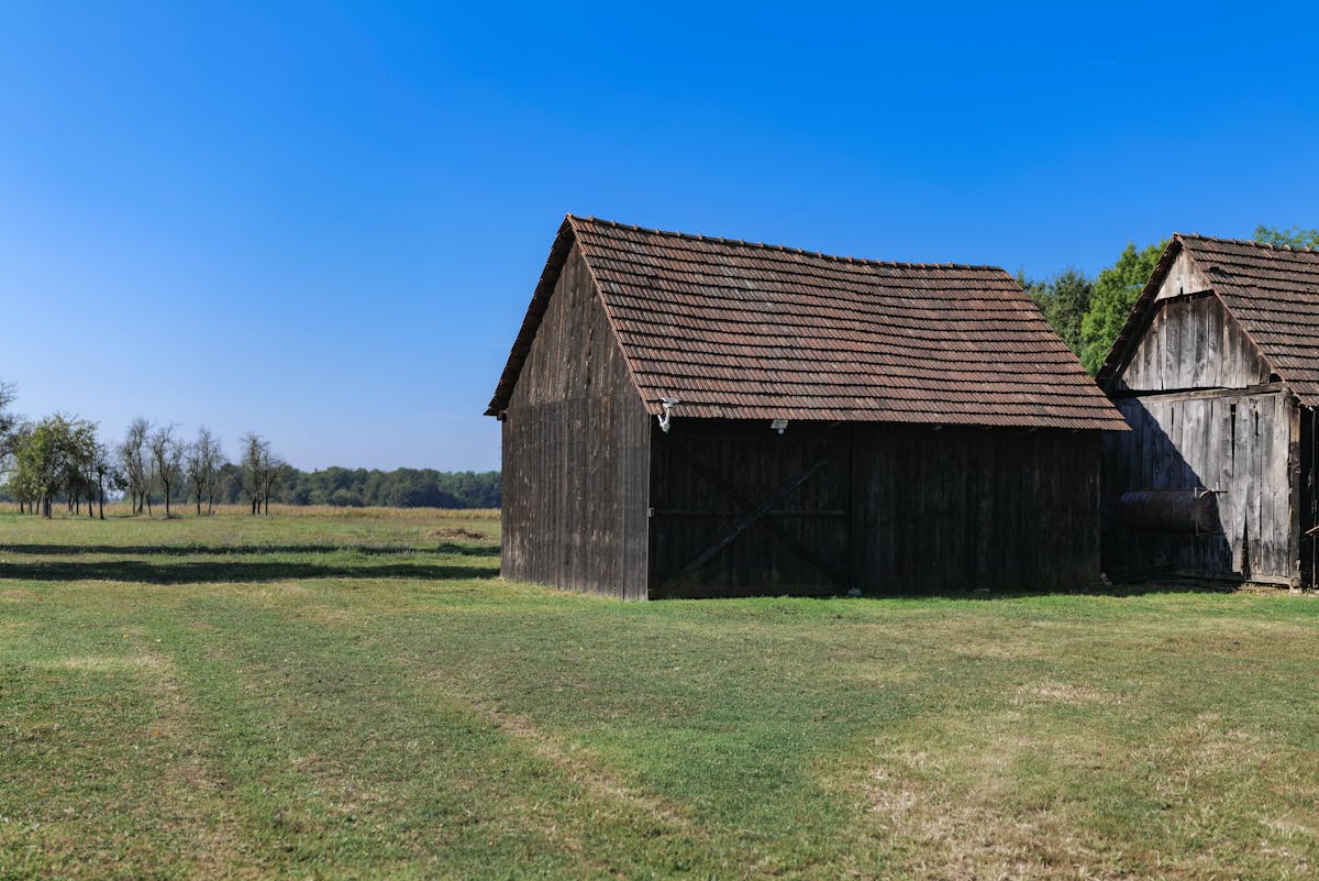 Barns Photos, Download The BEST Free Barns Stock Photos & HD Images