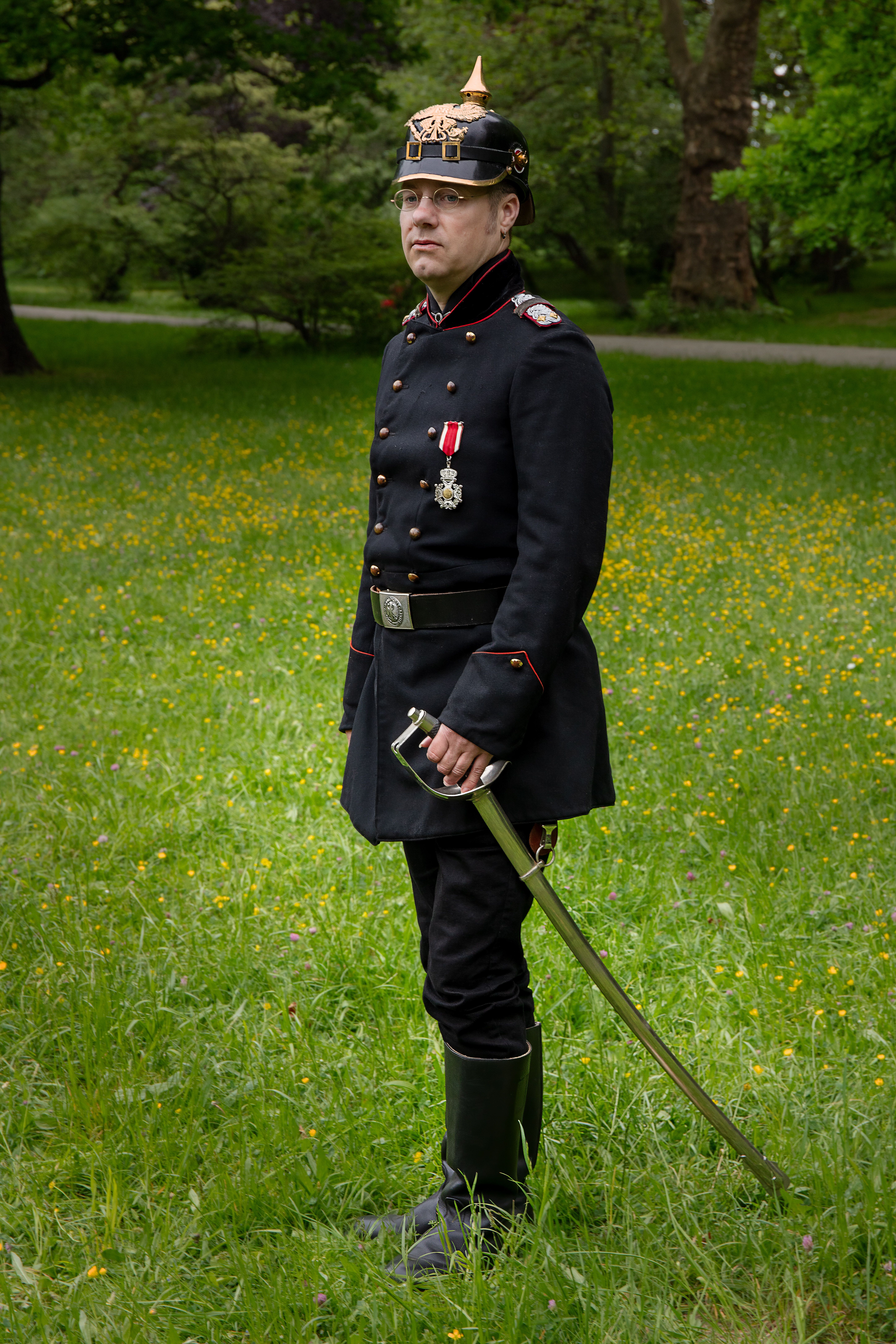 A Man Wearing a Uniform · Free Stock Photo