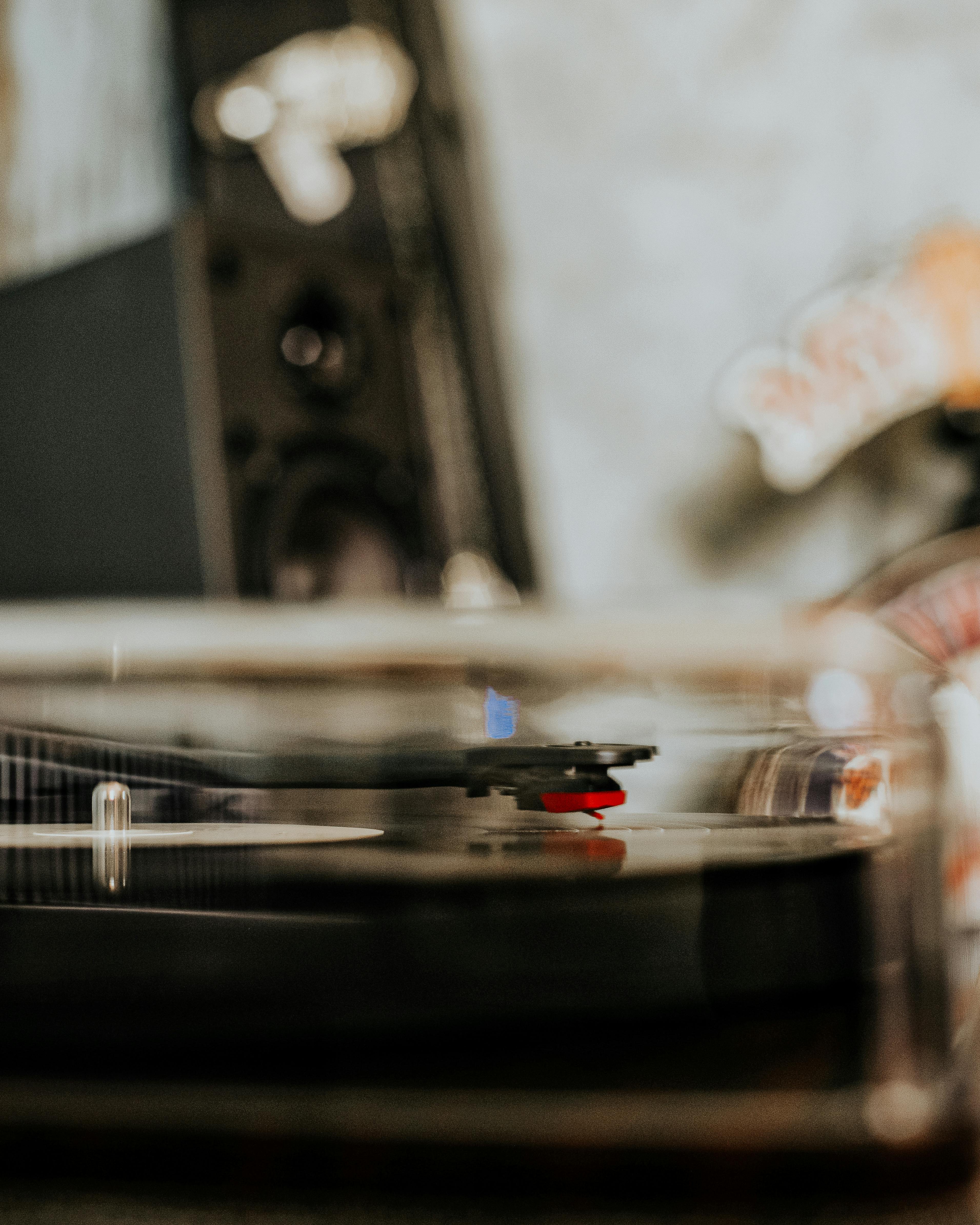 Close-up Vinyl Record Playing Music · Free Stock Photo