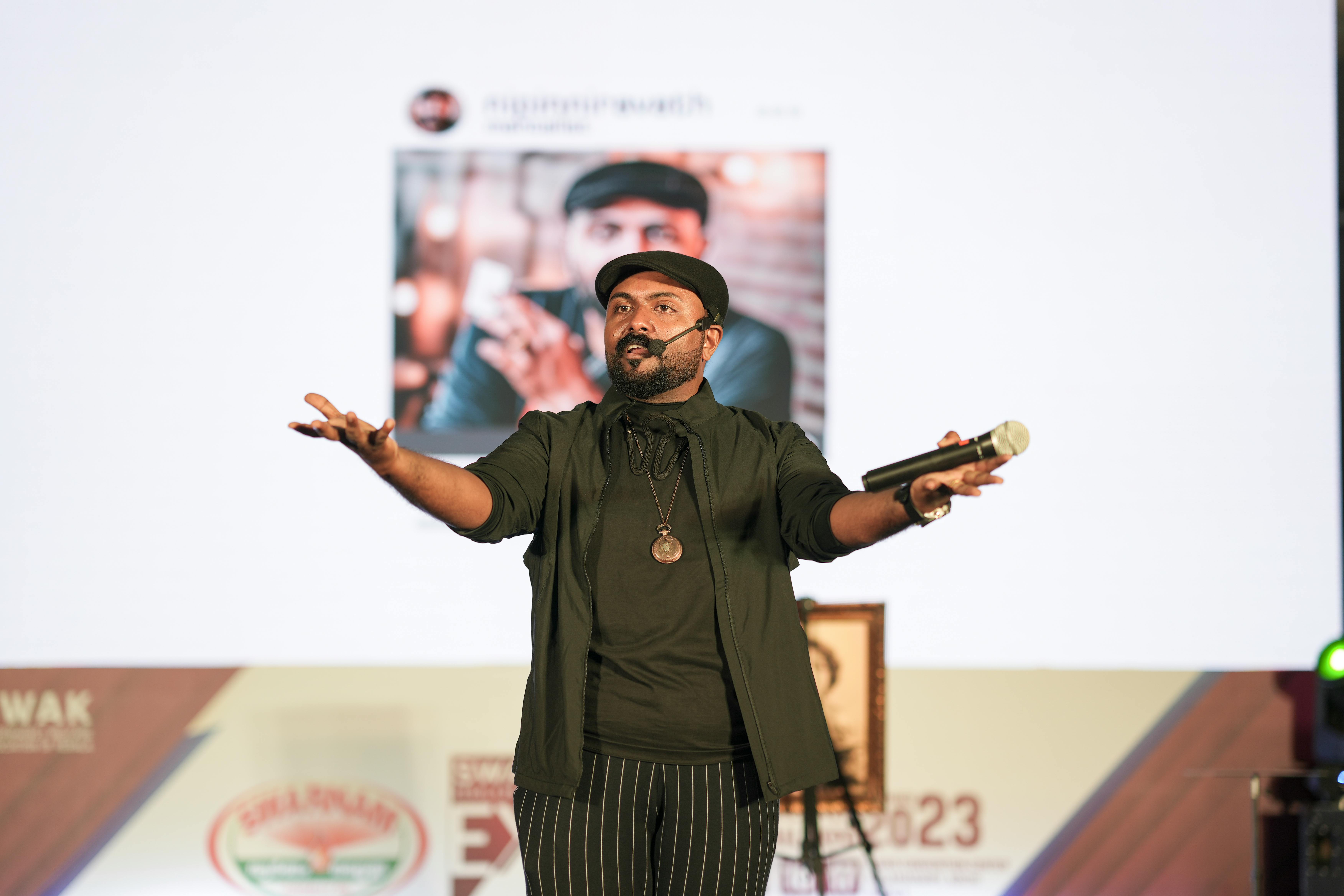 Nipin Niravath - 写真