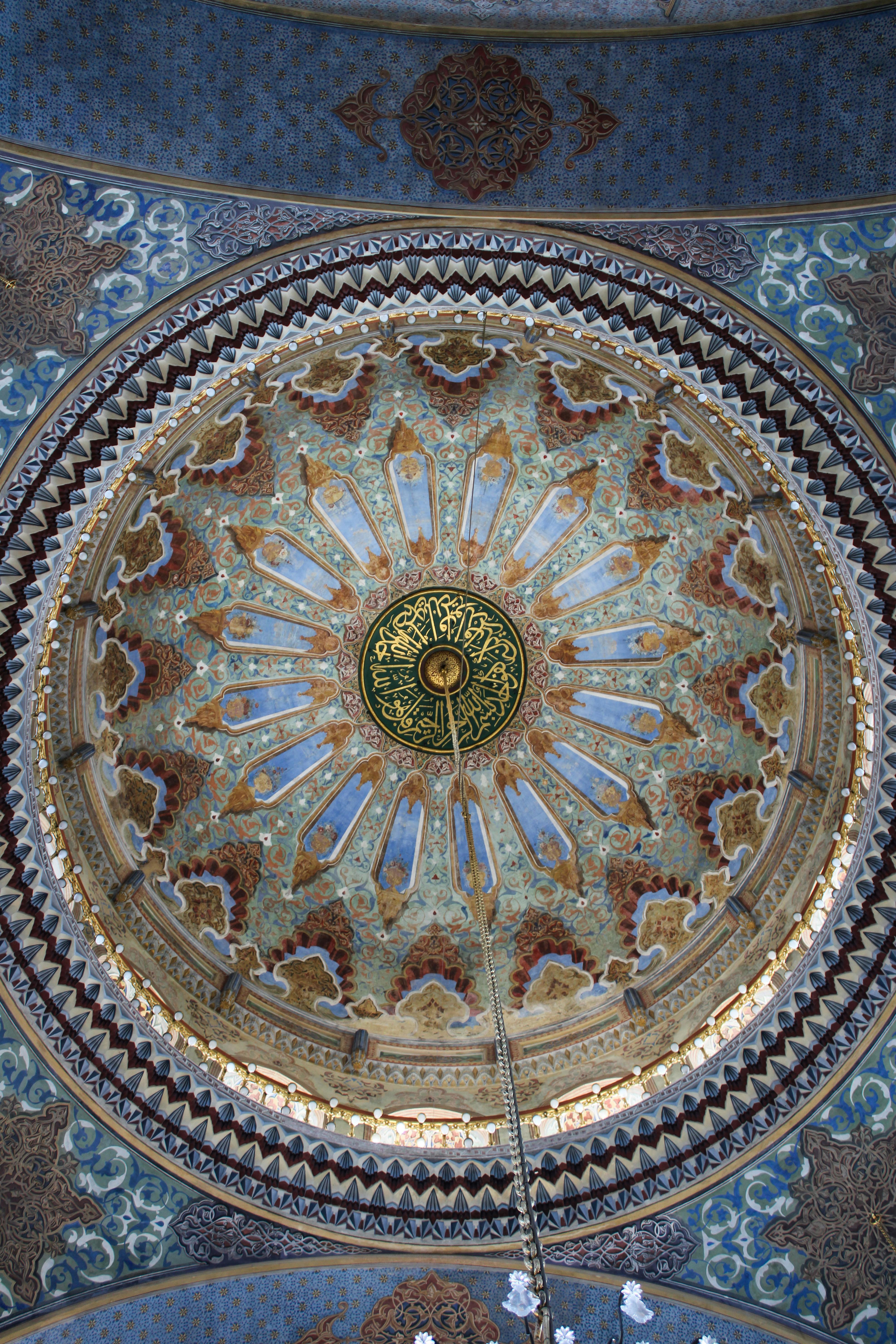 Ornamented Ceiling in Mosque · Free Stock Photo