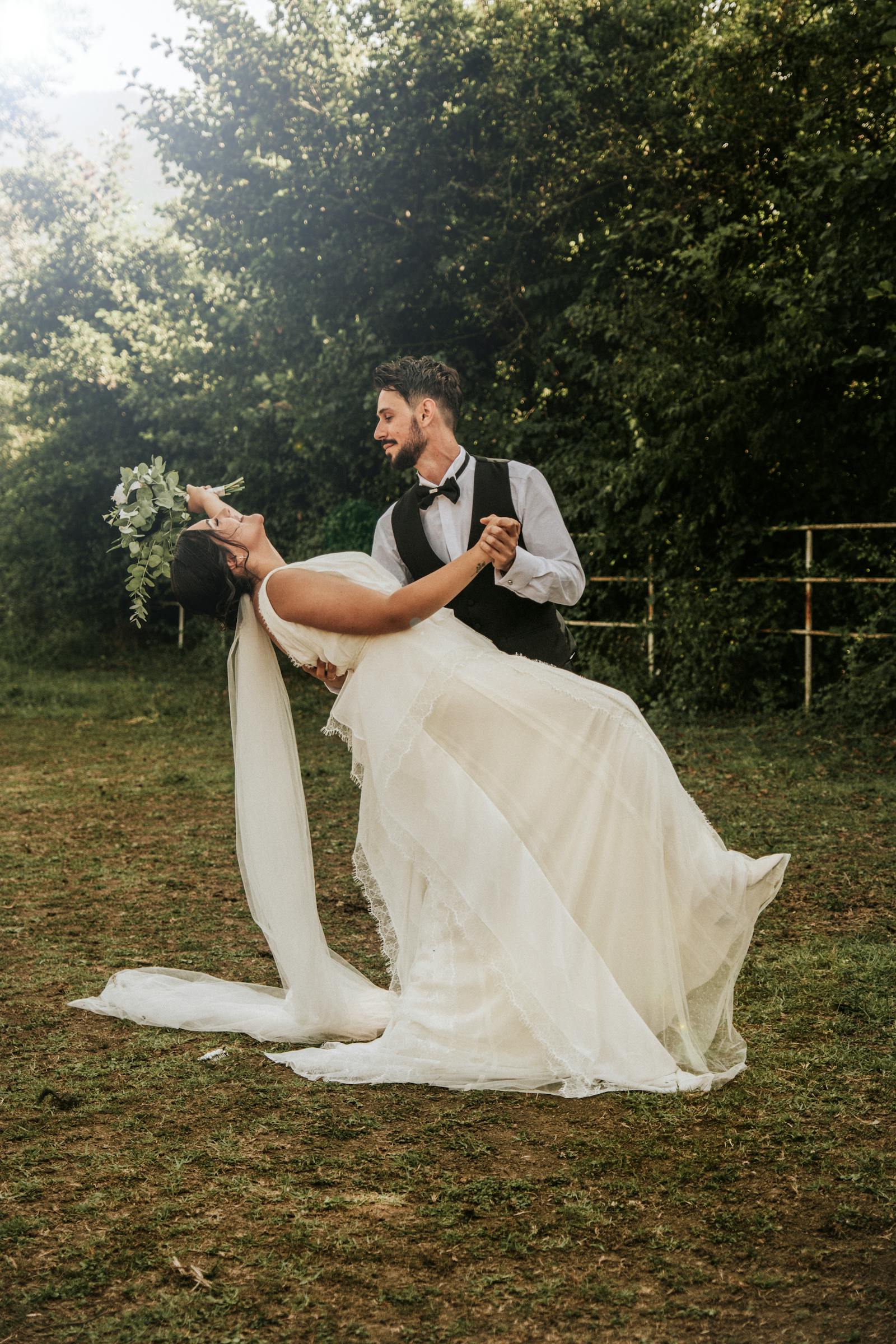 Dancing Far Photos, Download The BEST Free Dancing Far Stock Photos ...