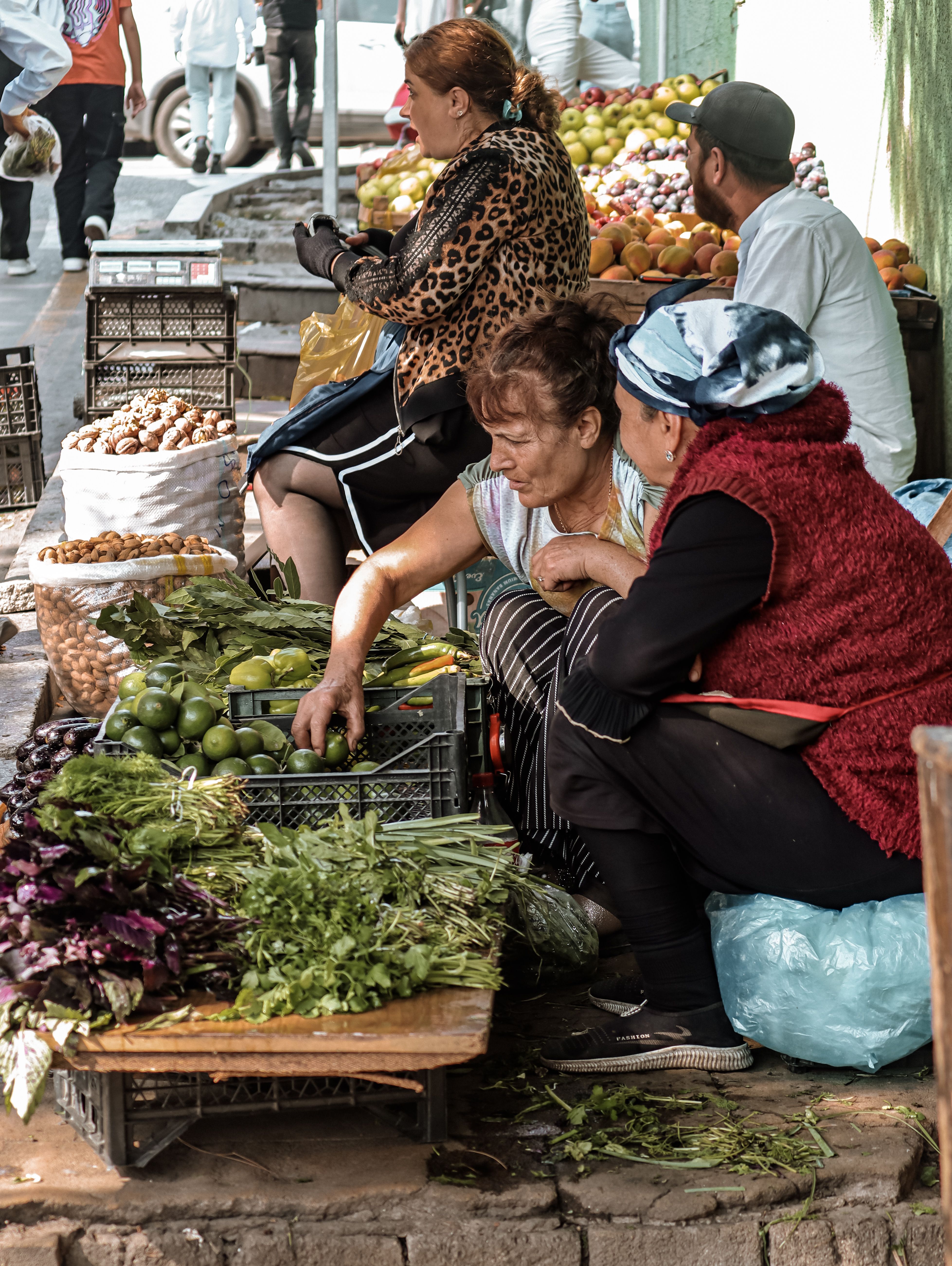 People Working In The Market Photos, Download The BEST Free People ...
