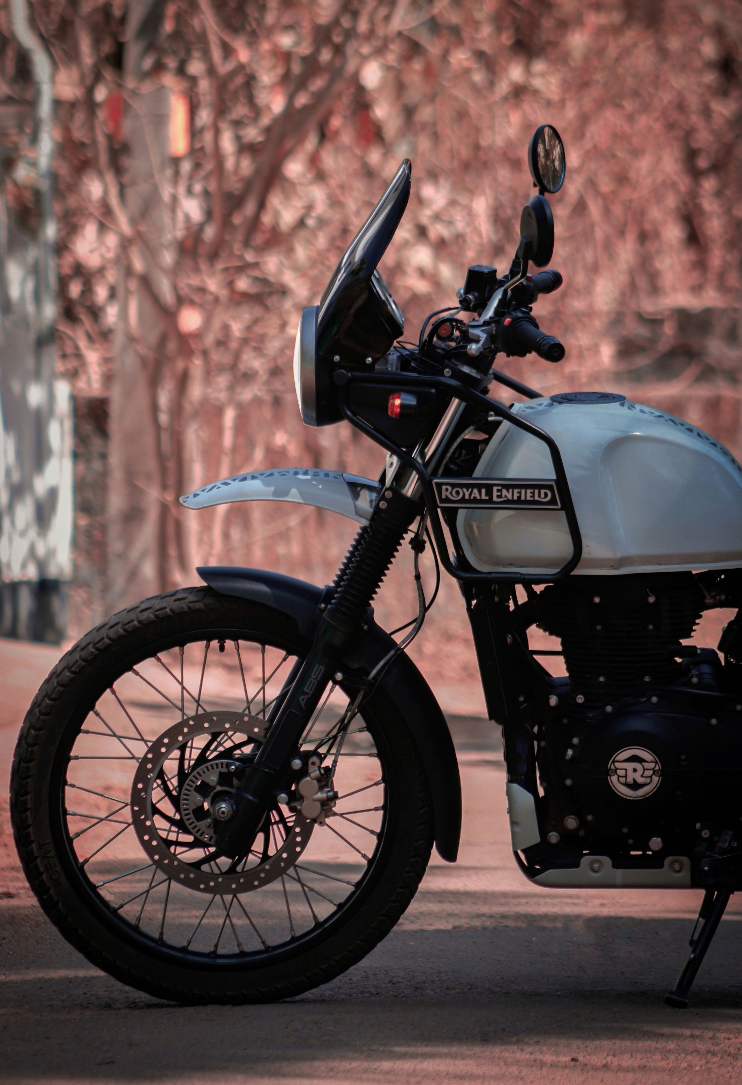Close Up Shot of a Motorcycle · Free Stock Photo