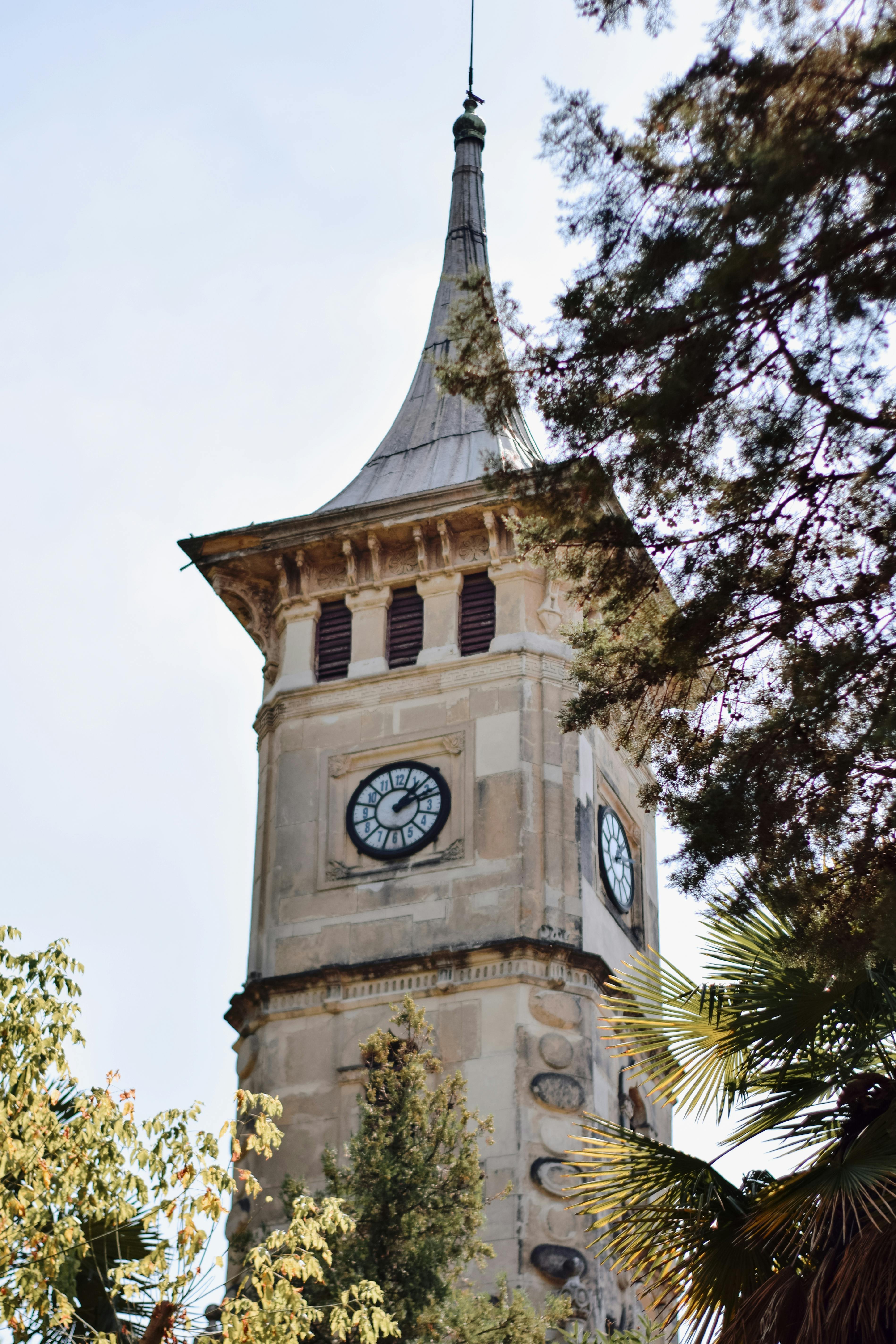 200.000+ Foto Low Angle Buildings Terbaik · Unduh Gratis 100% · Foto ...