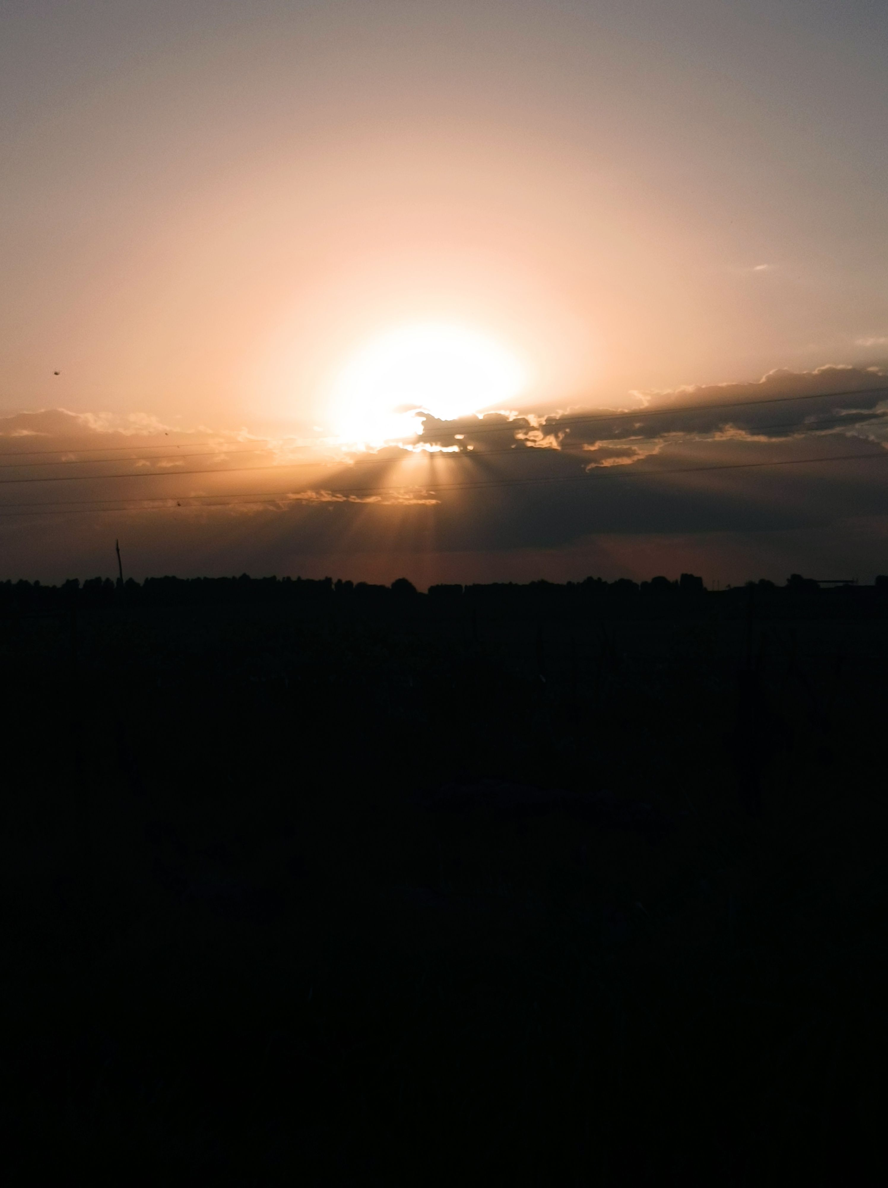 Sunlight over Cloud at Sunset · Free Stock Photo