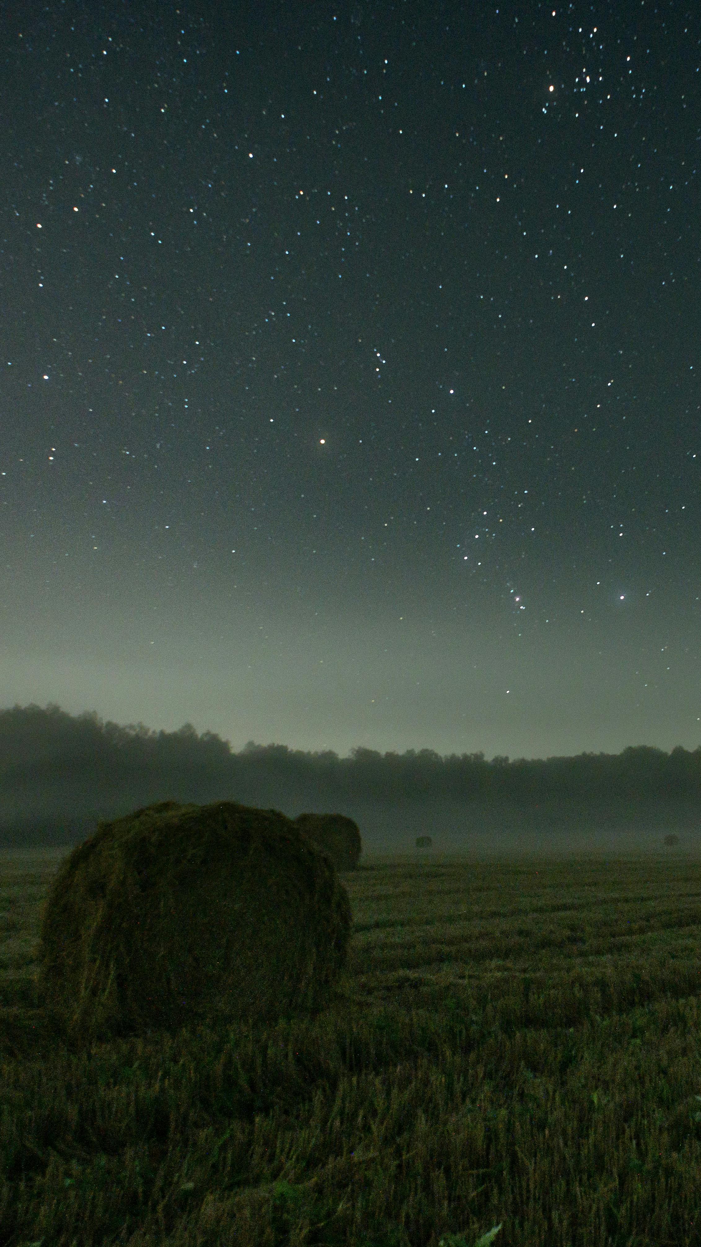 Bale of Hay in a Field under a Night Sky · Free Stock Photo