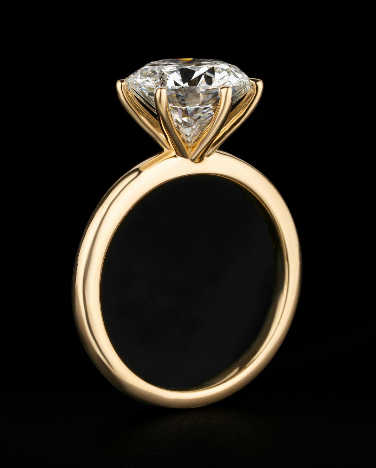 Diamond Ring Gold Background Photos, Download The BEST Free Diamond ...