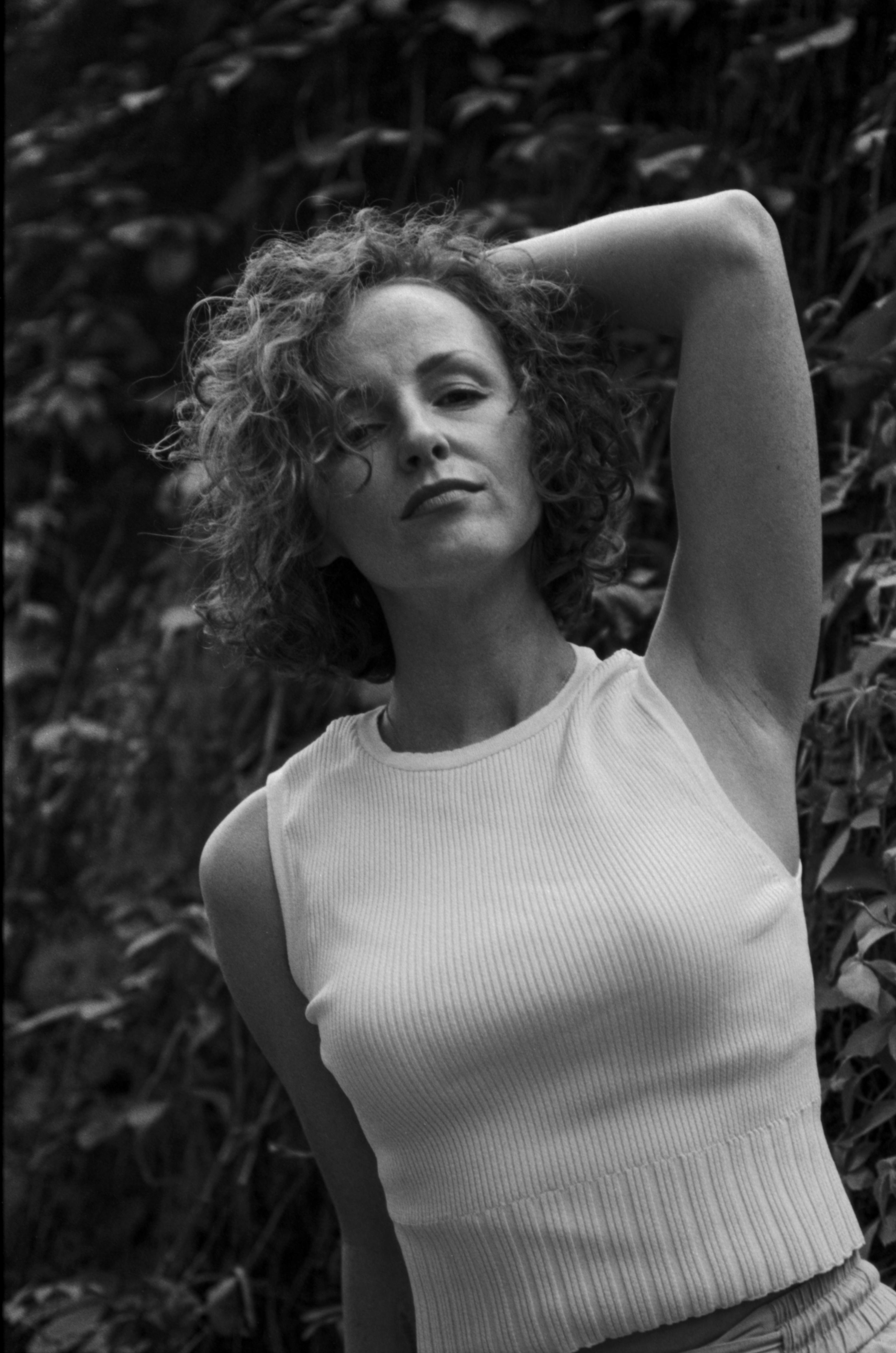 Portrait of Woman in Shadow in Black and White · Free Stock Photo