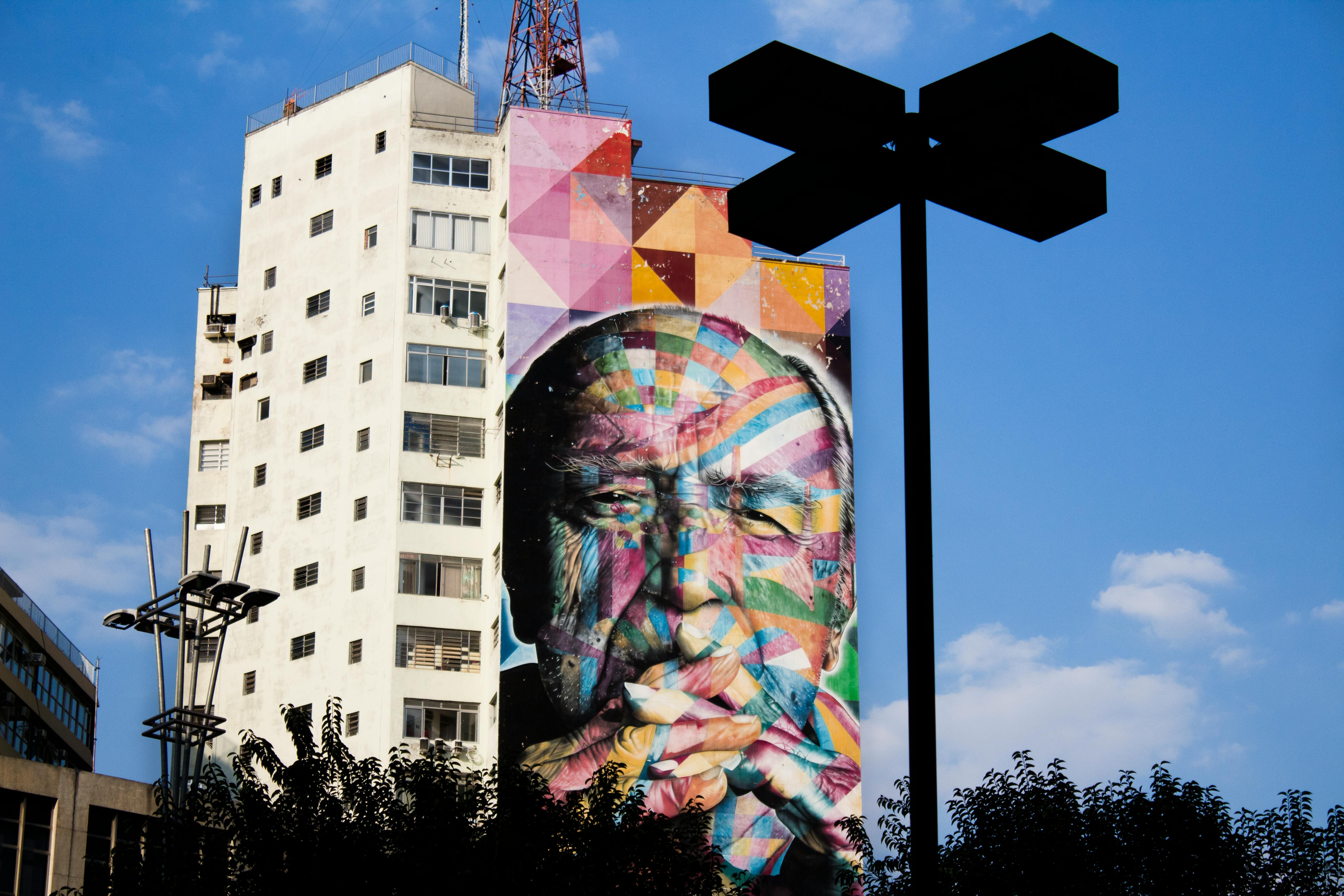 Grey Concrete Round High Rise Building · Free Stock Photo