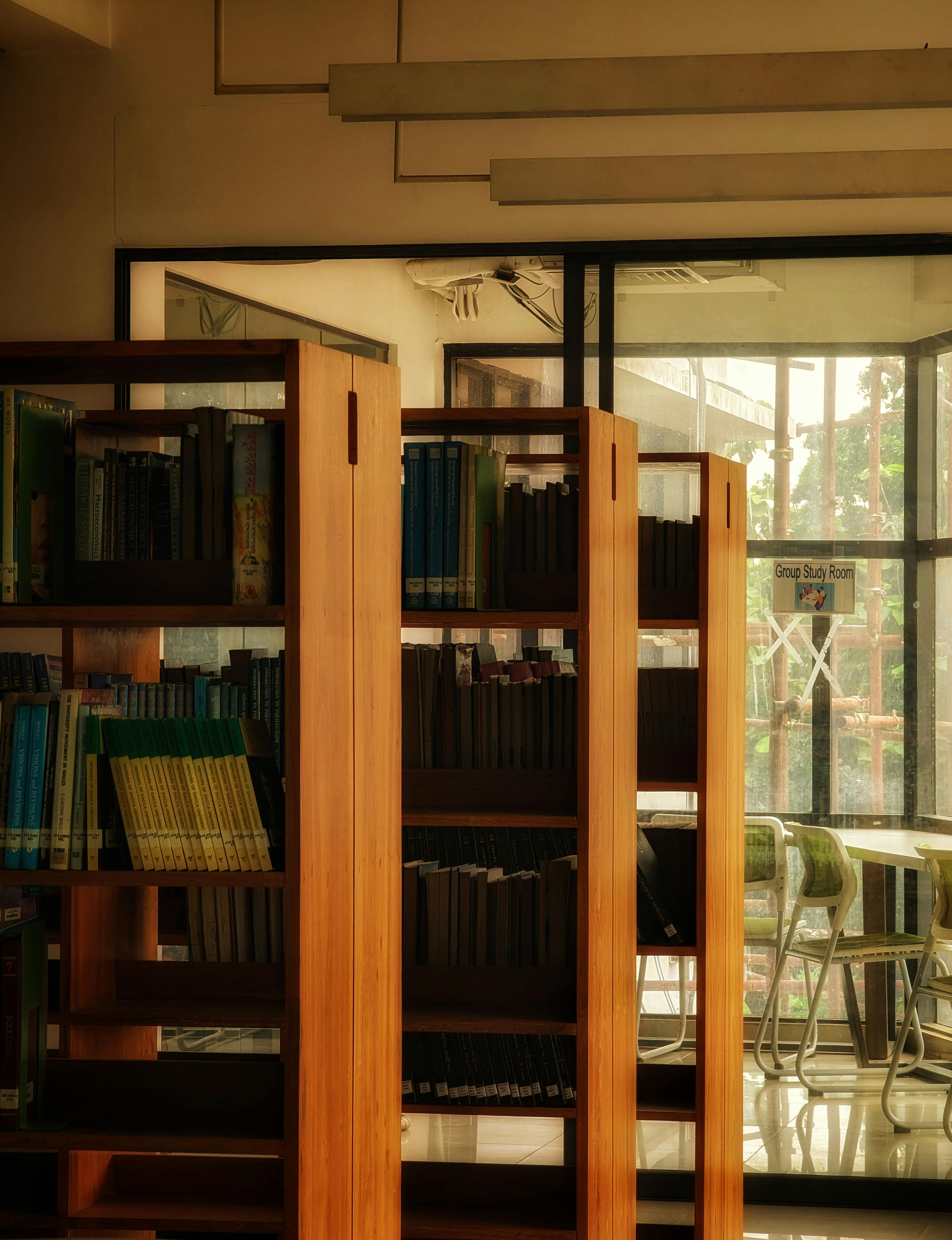Bookshelves in Library · Free Stock Photo