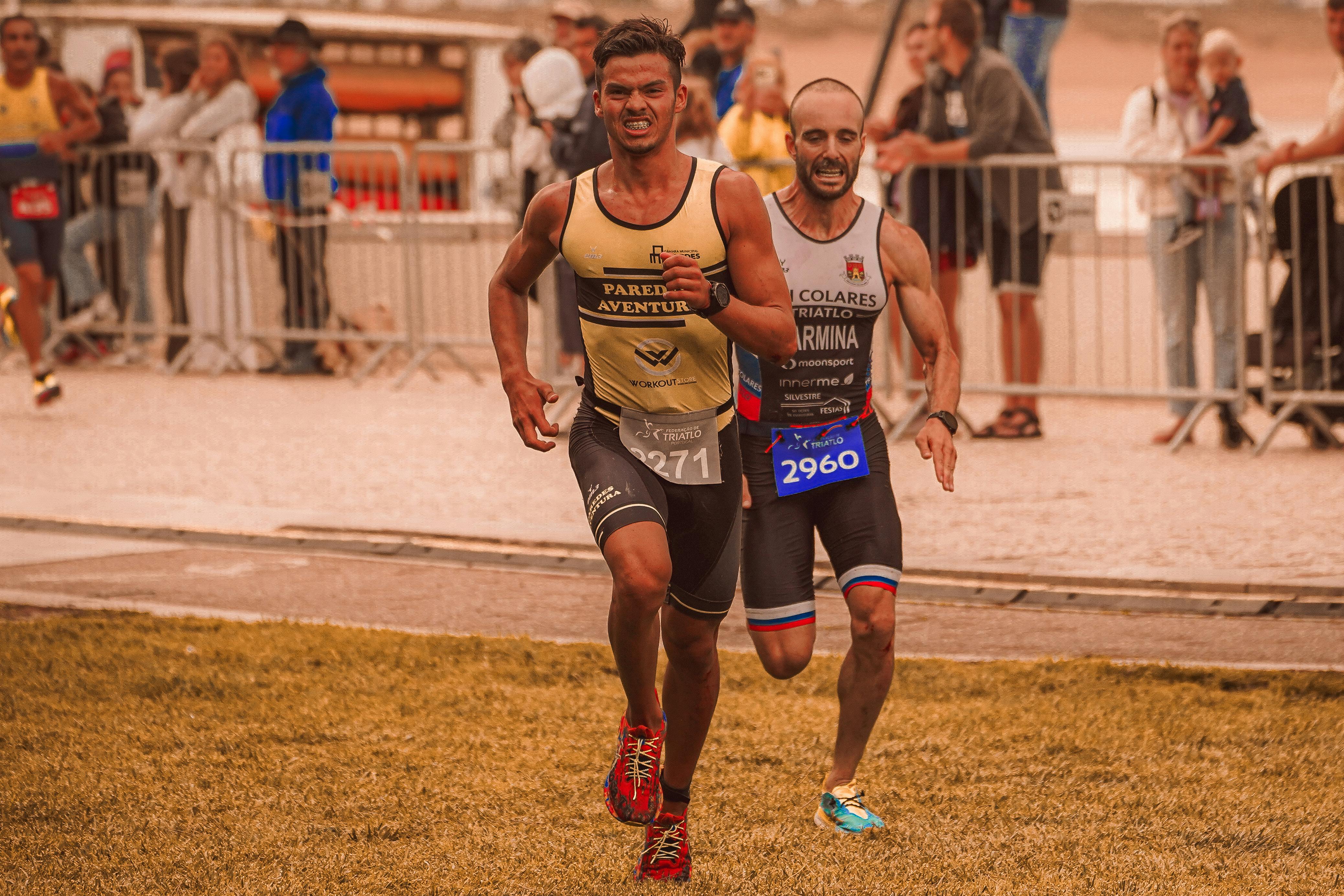 Wet Runners During Competition · Free Stock Photo