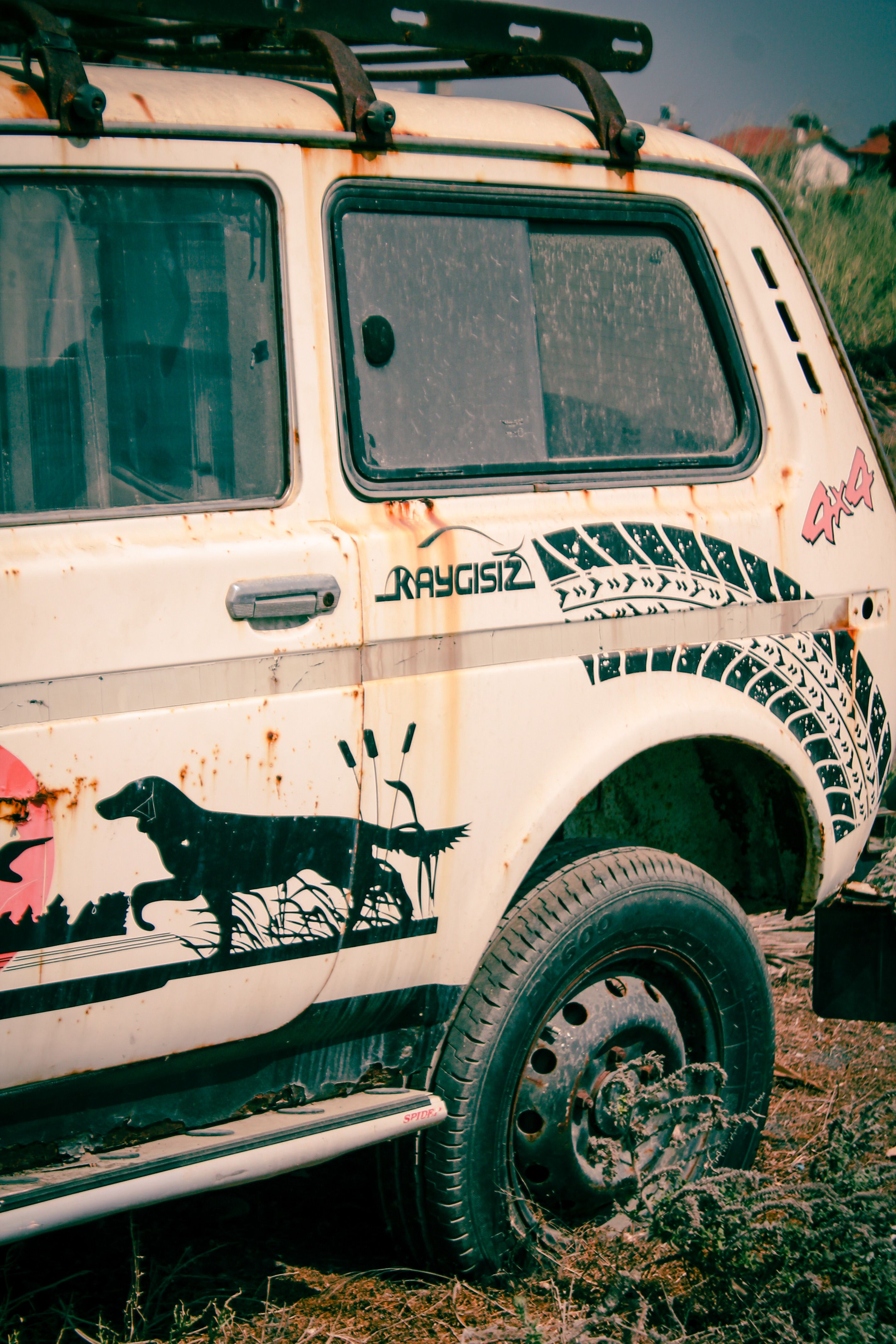 White, Vintage Lada Niva · Free Stock Photo