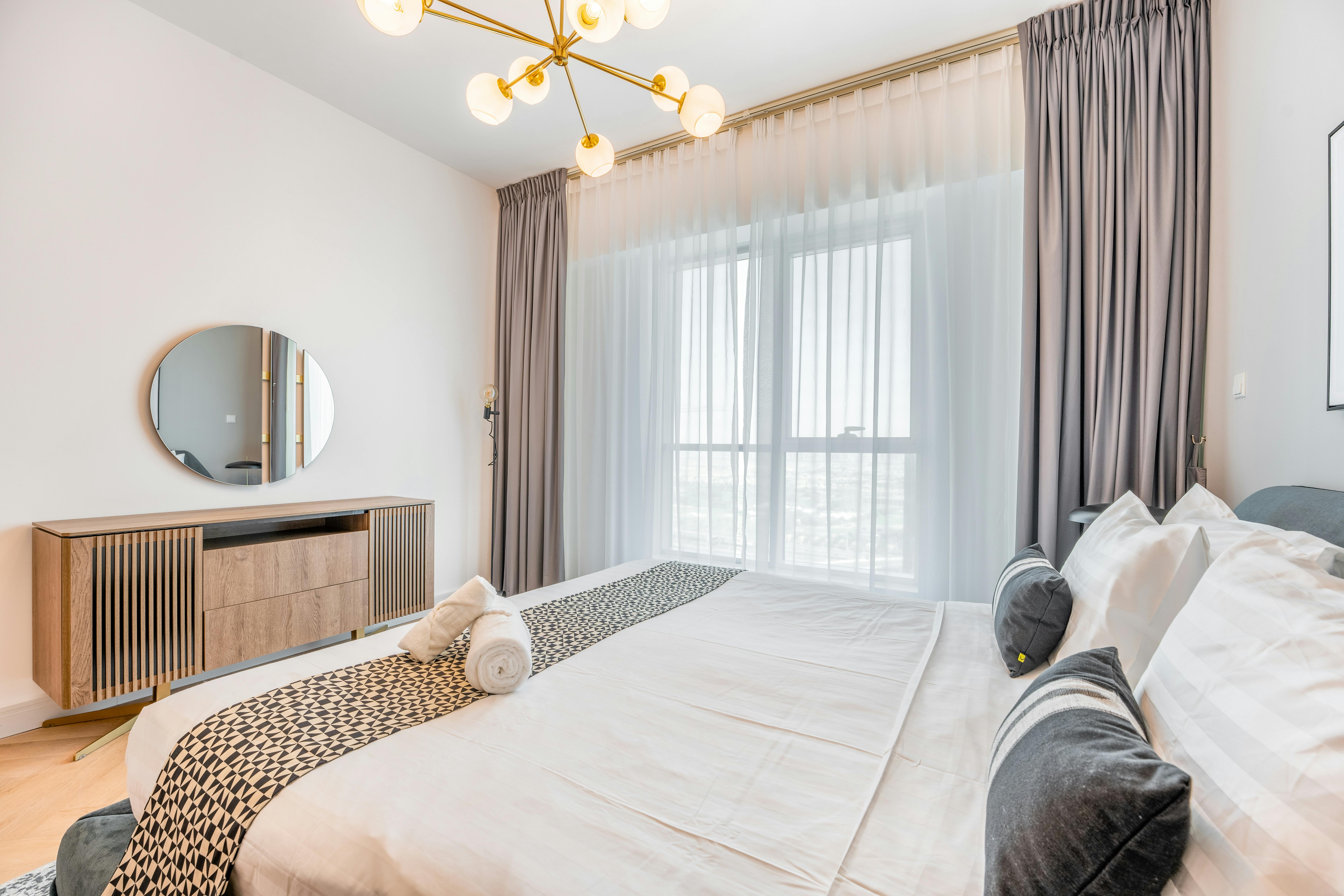 A Bed in a Bedroom · Free Stock Photo