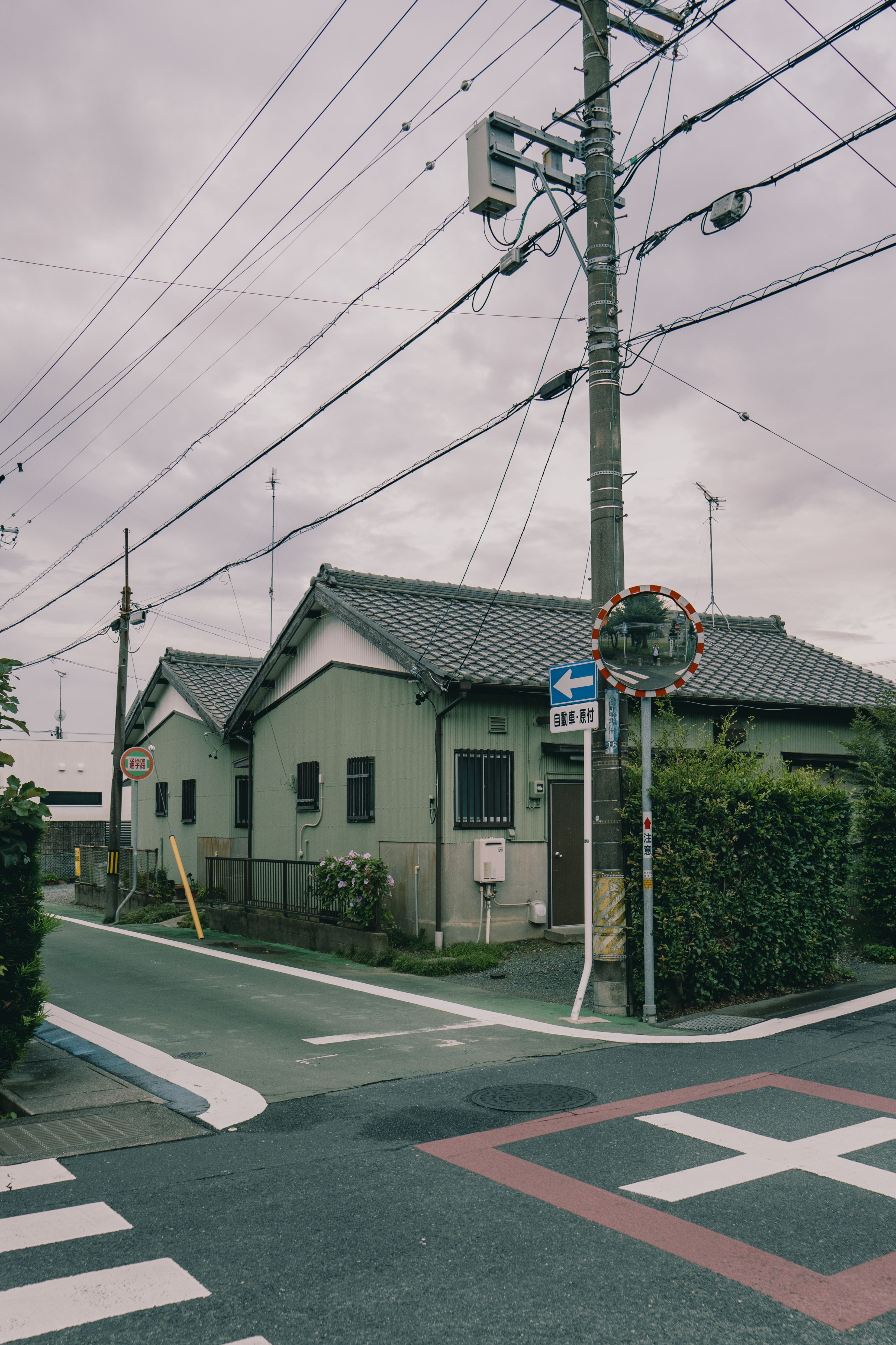 Road Intersection in a Residential Area · Free Stock Photo