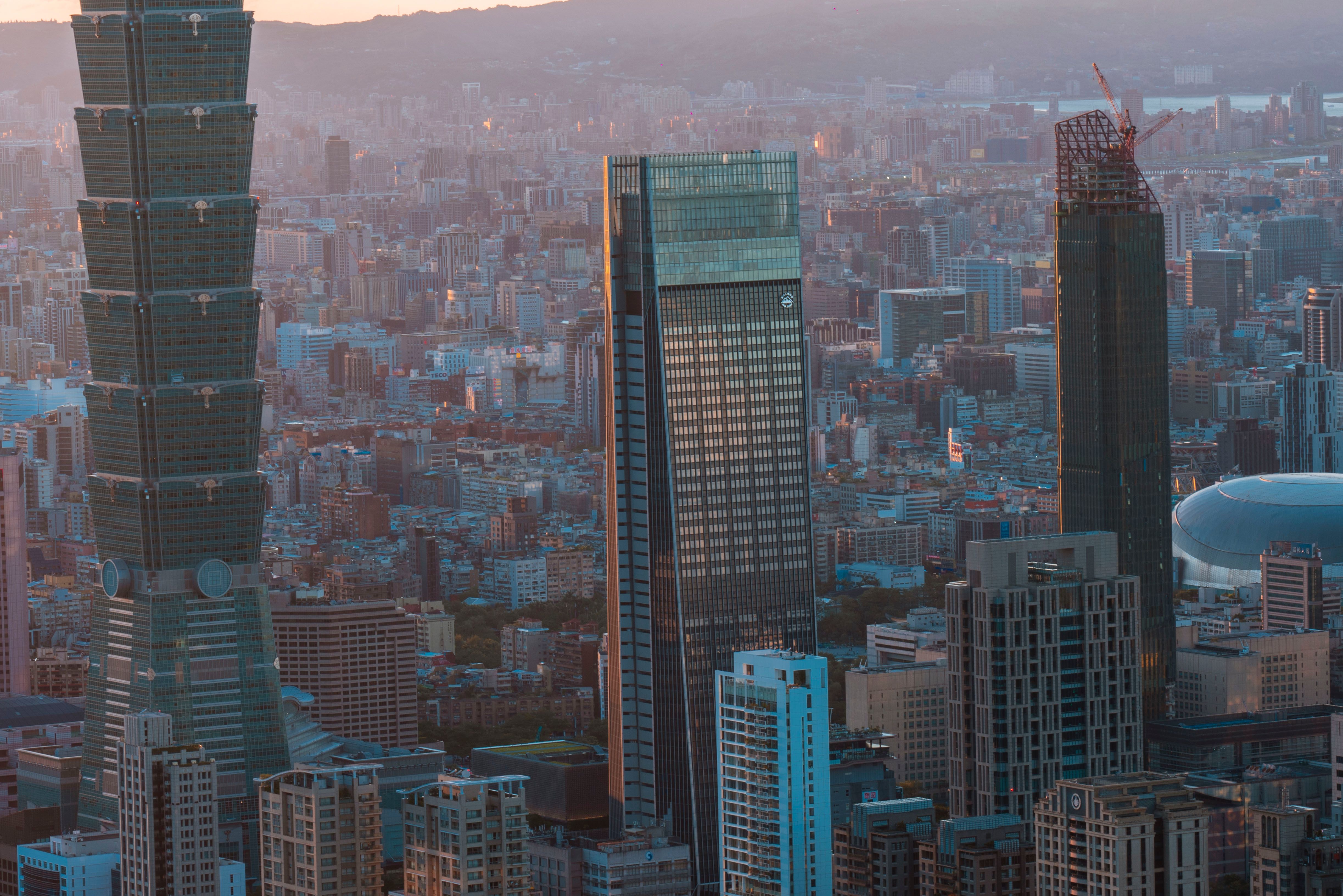 Grand Lisboa Skyscraper in Macau, China · Free Stock Photo