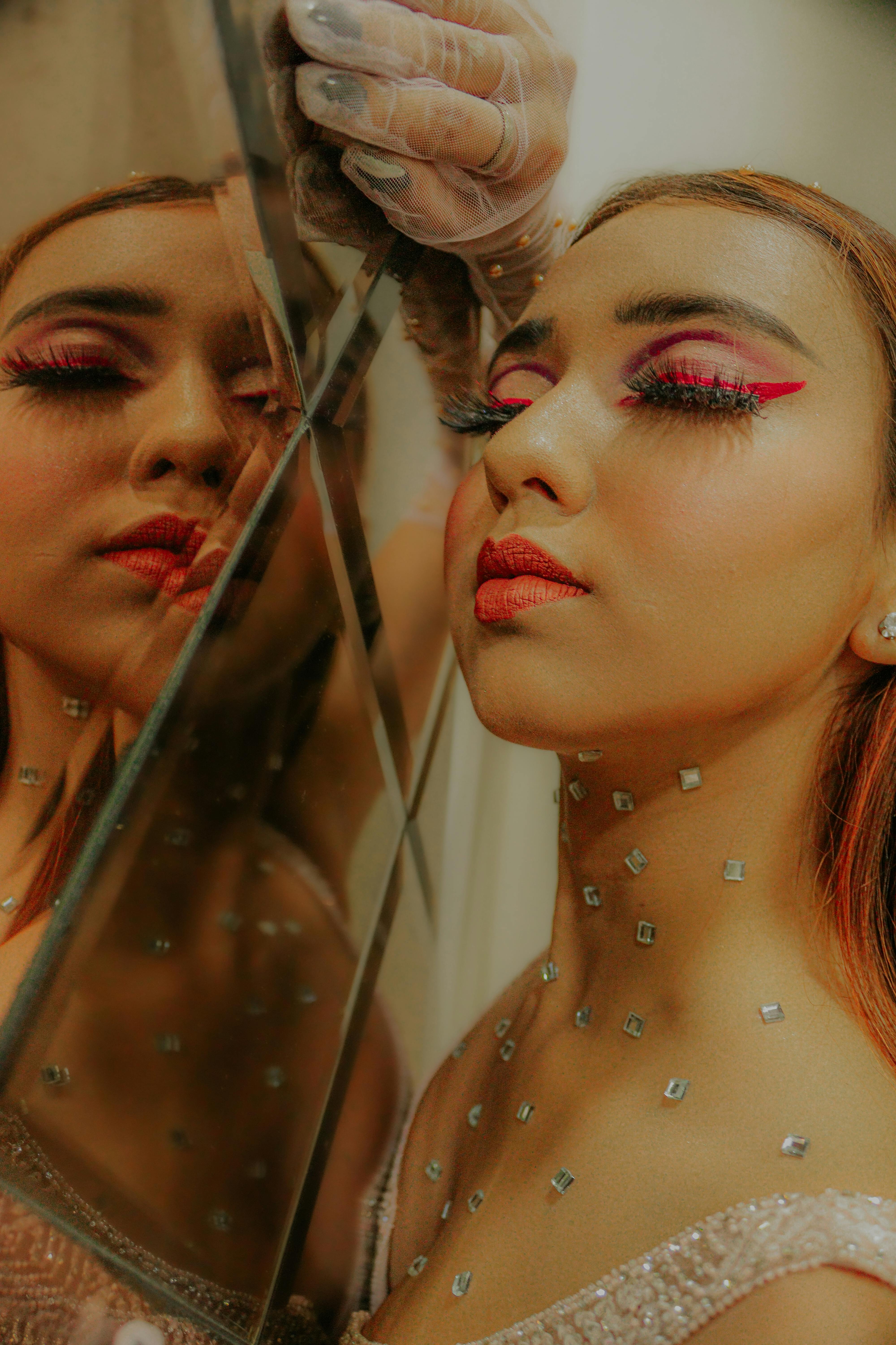 Face Of A Women With Makeup Landscape Photos, Download The BEST Free ...