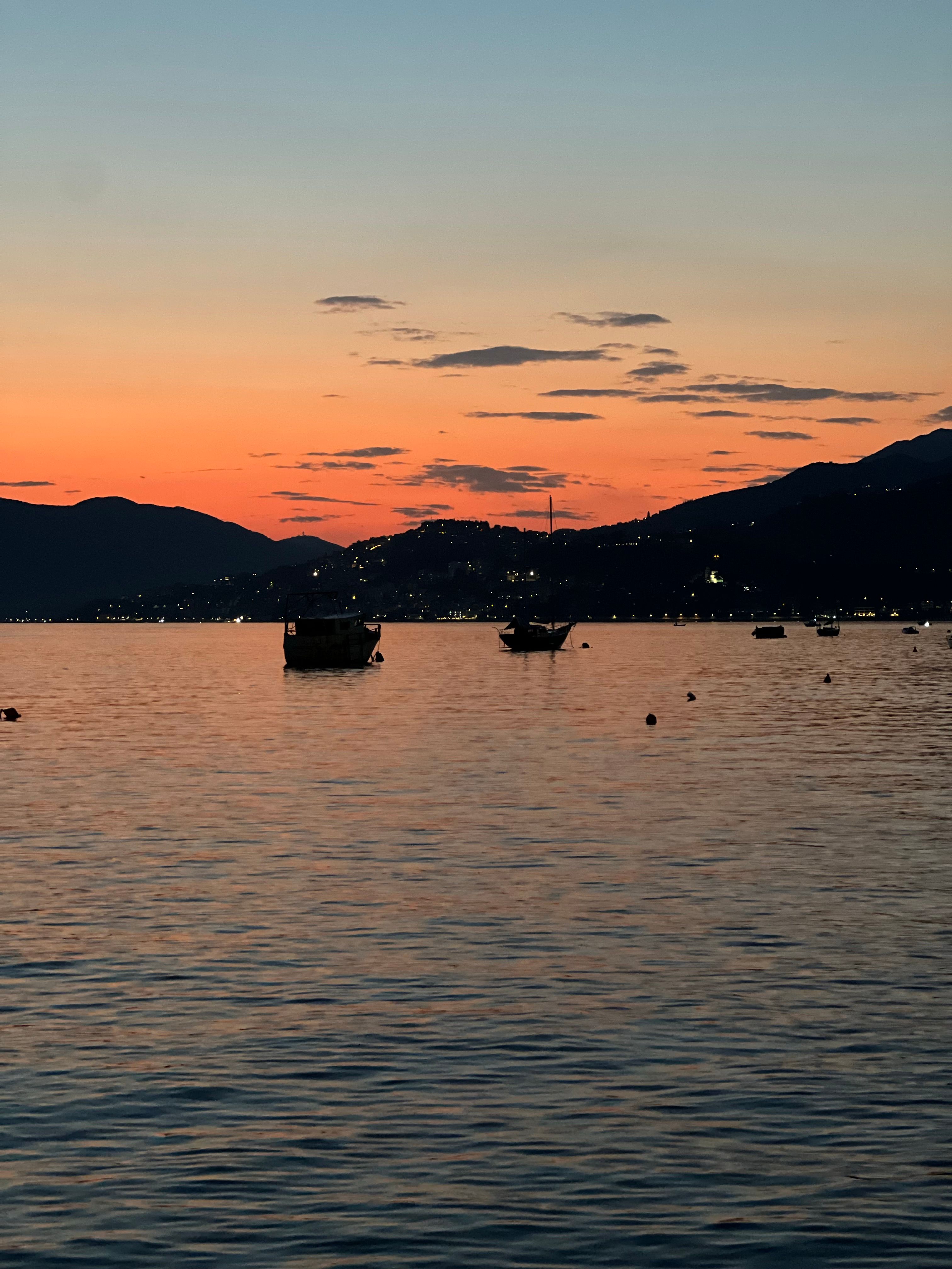 Scenic View of a Coast at Dusk · Free Stock Photo