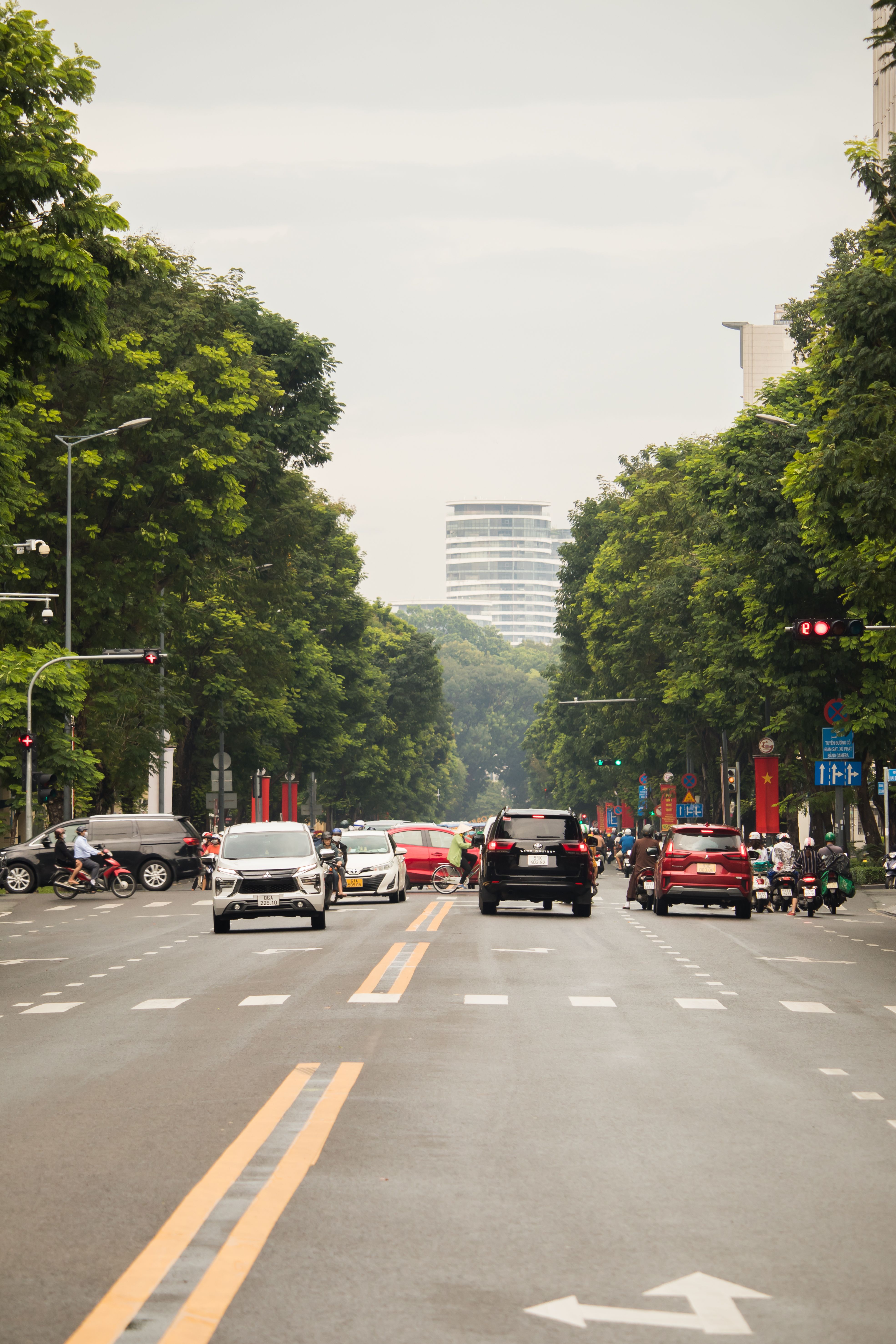 View of the Street Traffic · Free Stock Photo