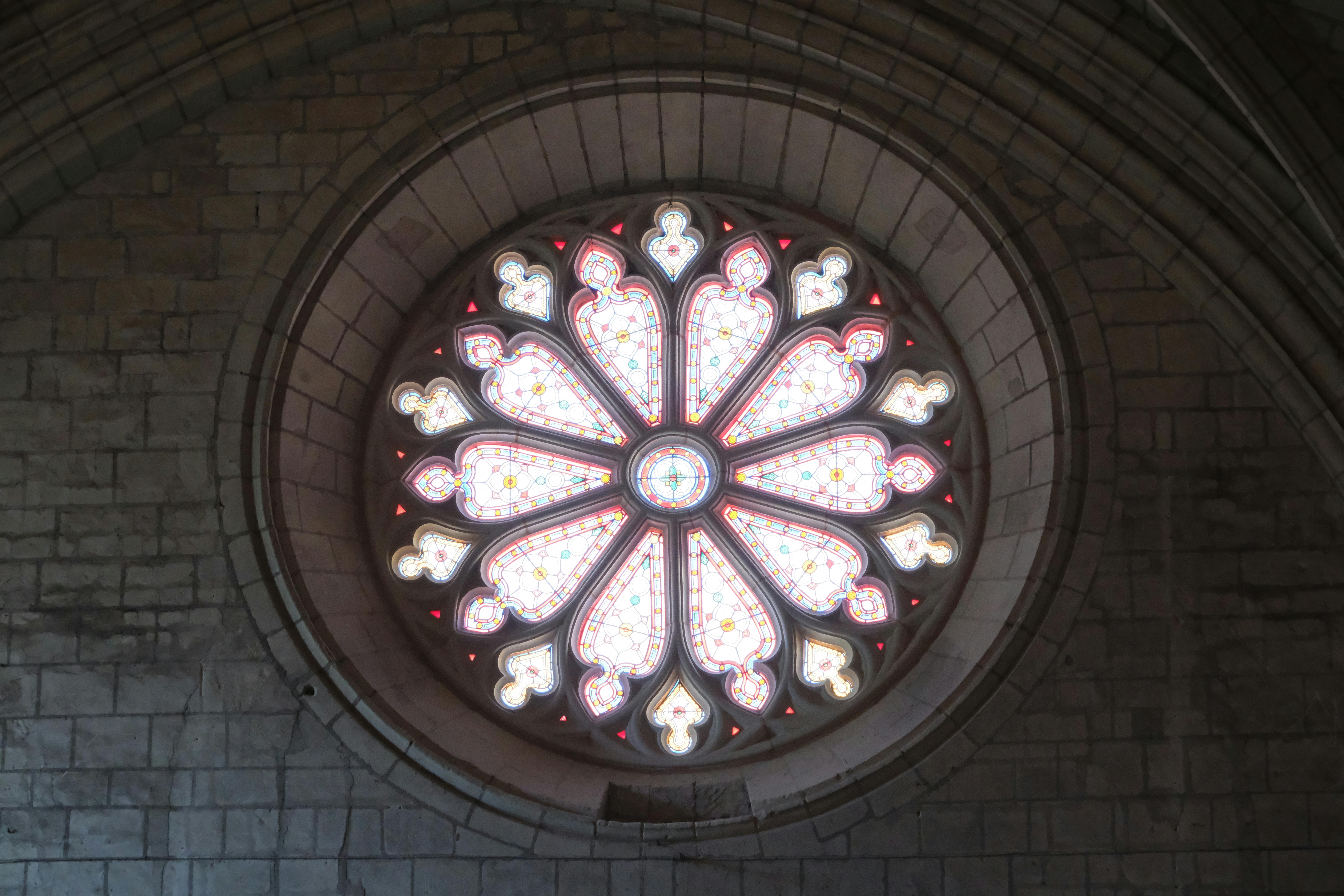 Round Stained Glass in Church · Free Stock Photo