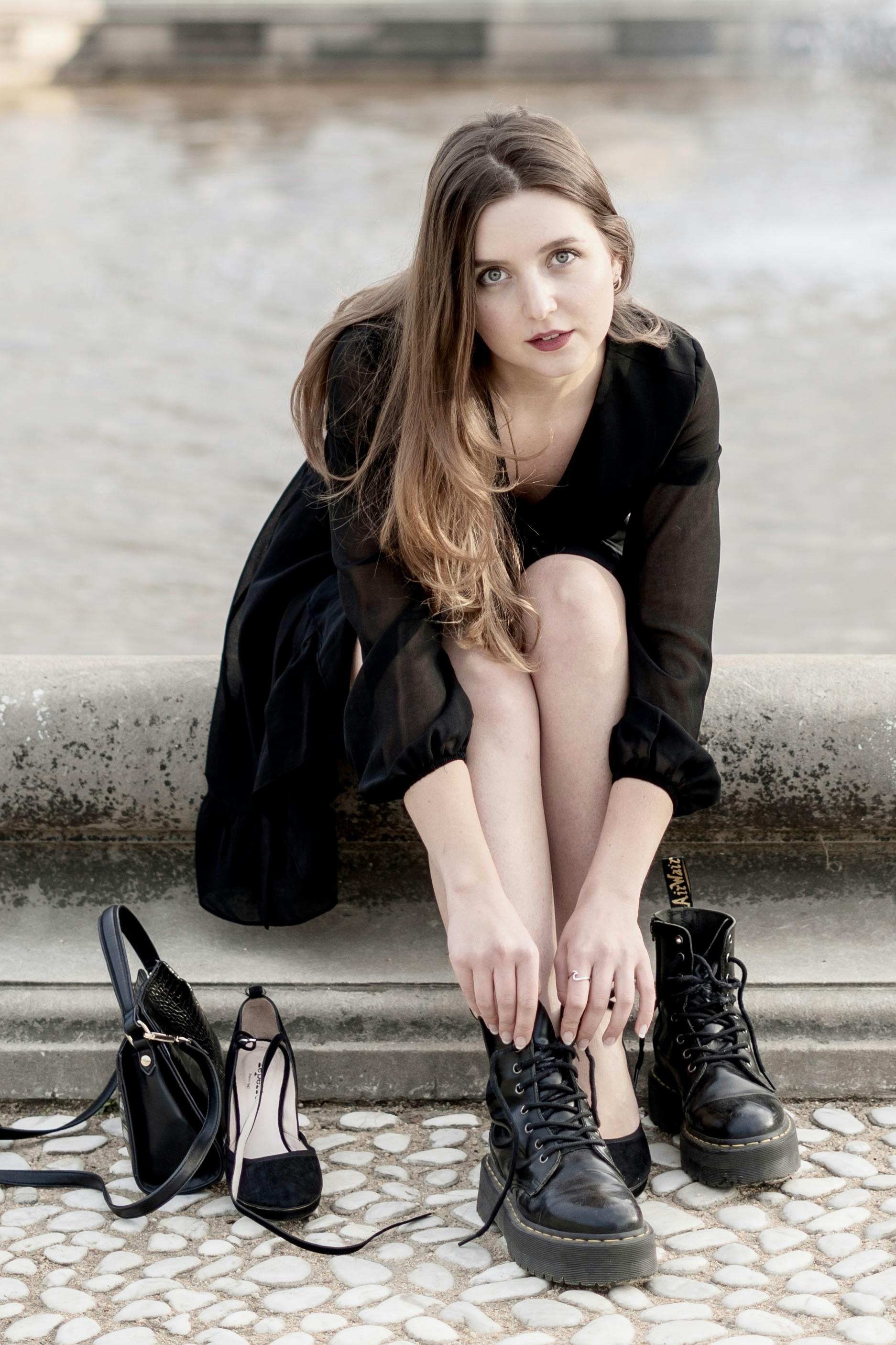 Woman Changing Boots to Pumps · Free Stock Photo
