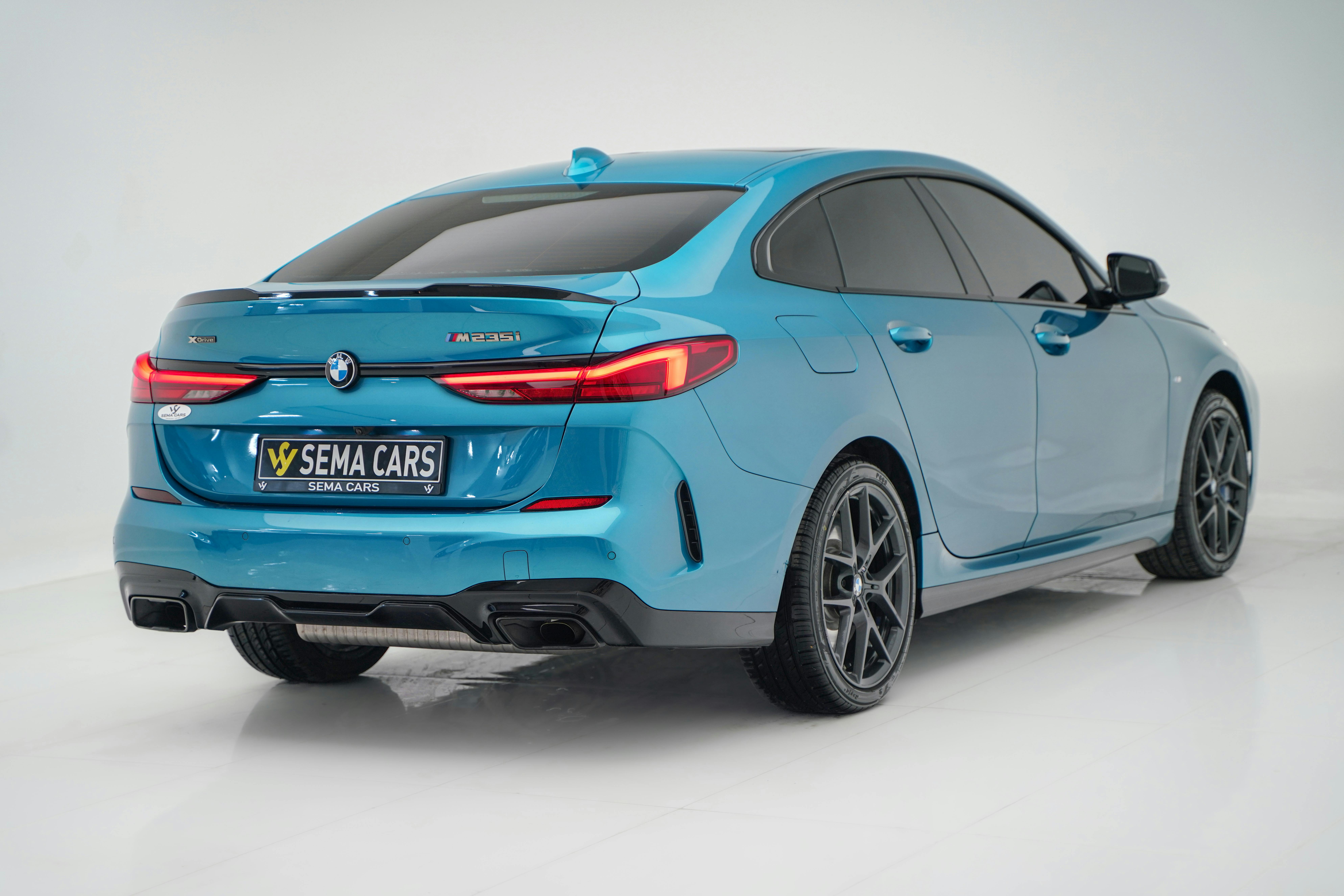 Blue BMW Series 2 · Free Stock Photo