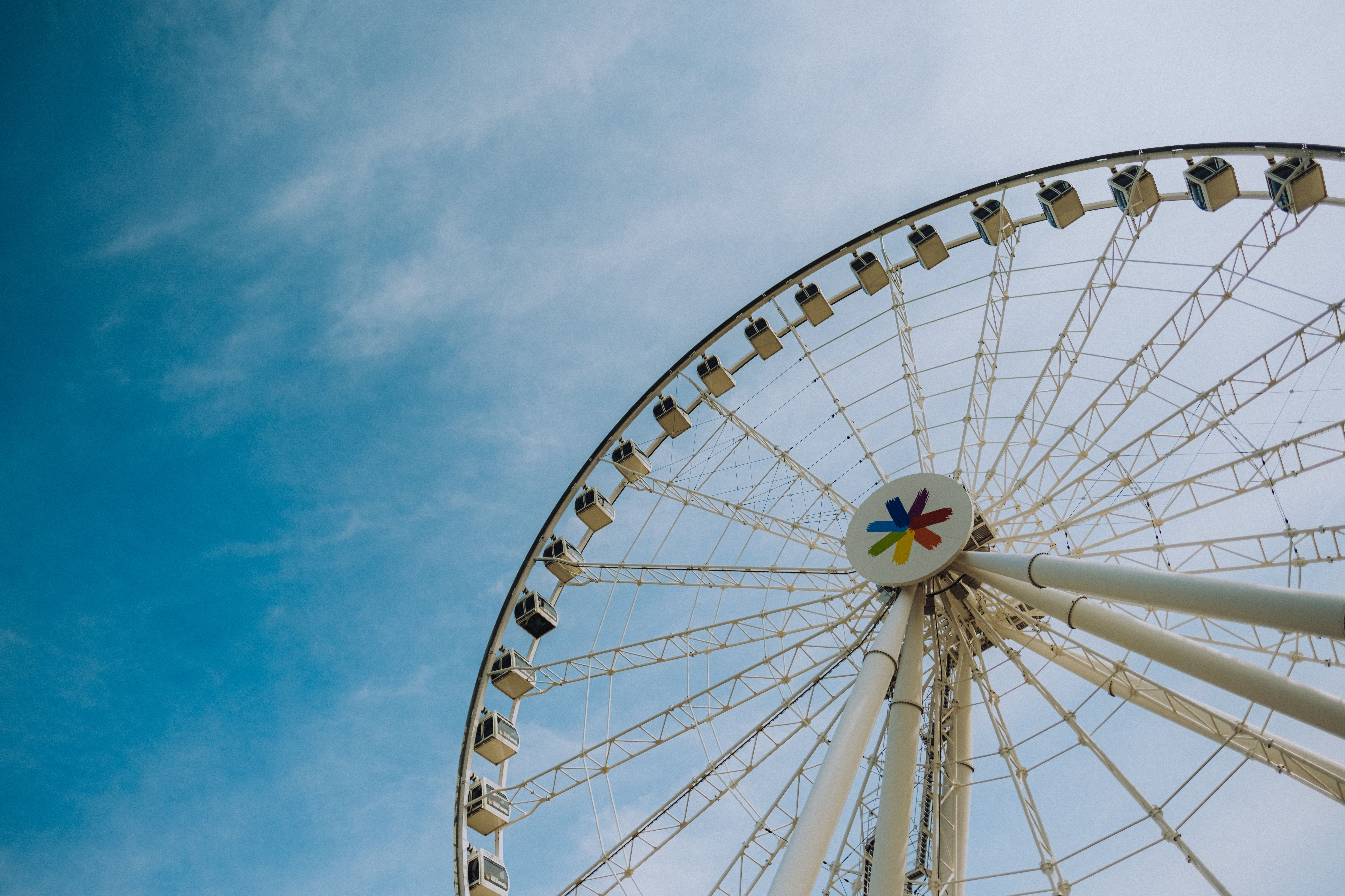Low Angle Shot of a Ferris Wheel · Free Stock Photo
