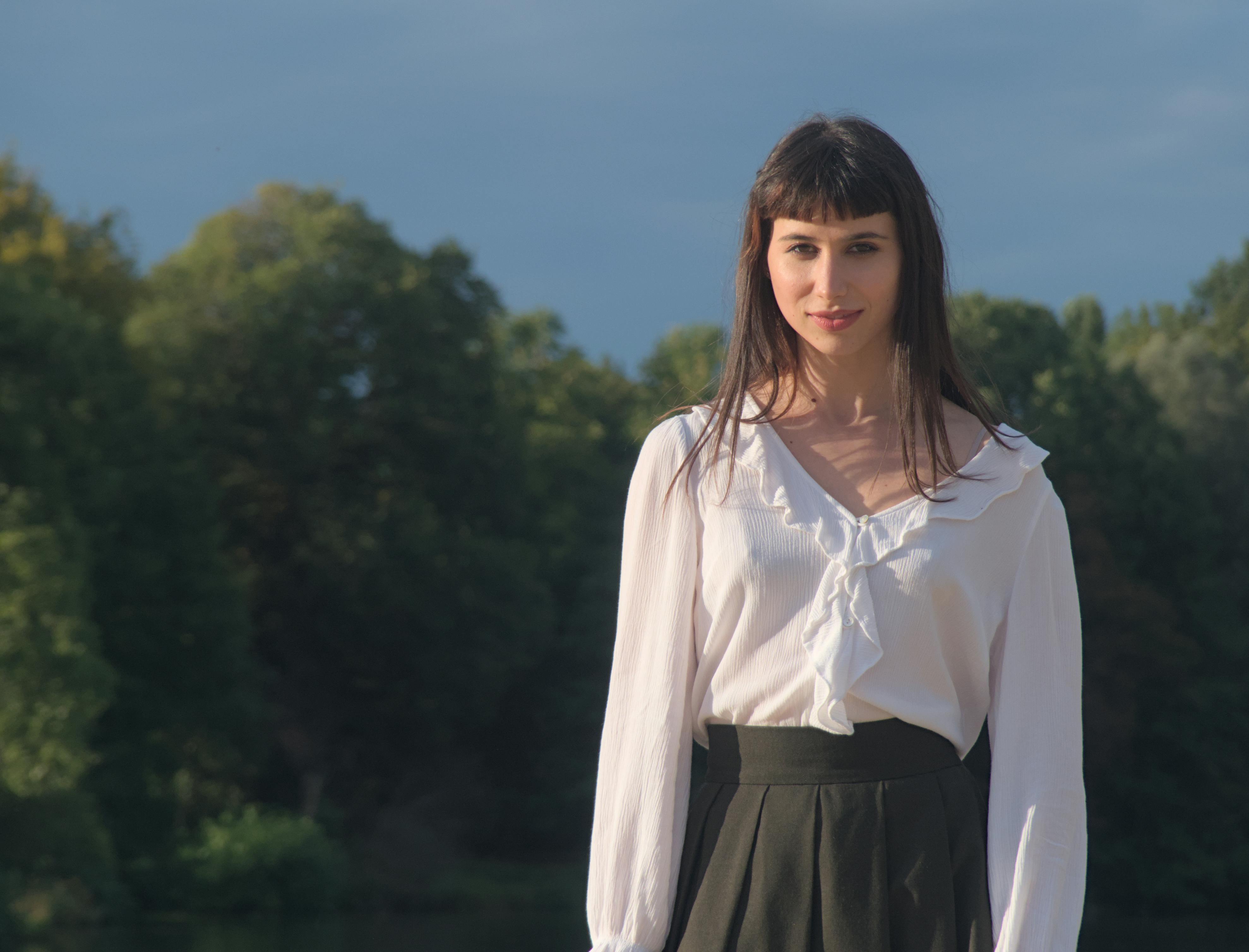 Woman in Pollera a Traditional One Piece Skirt and Matching Blouse ...