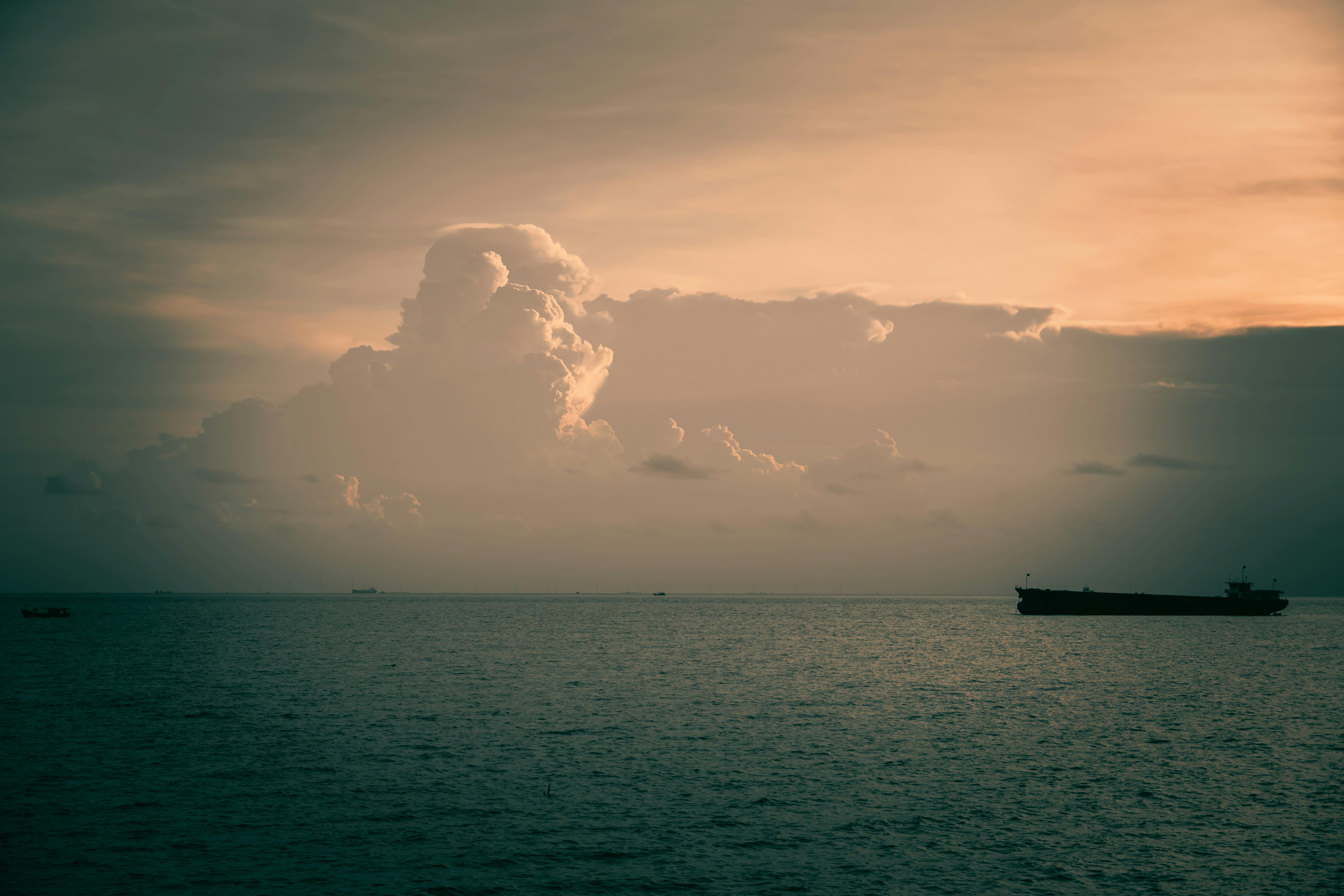 Cloud over Open Sea at Sunset · Free Stock Photo