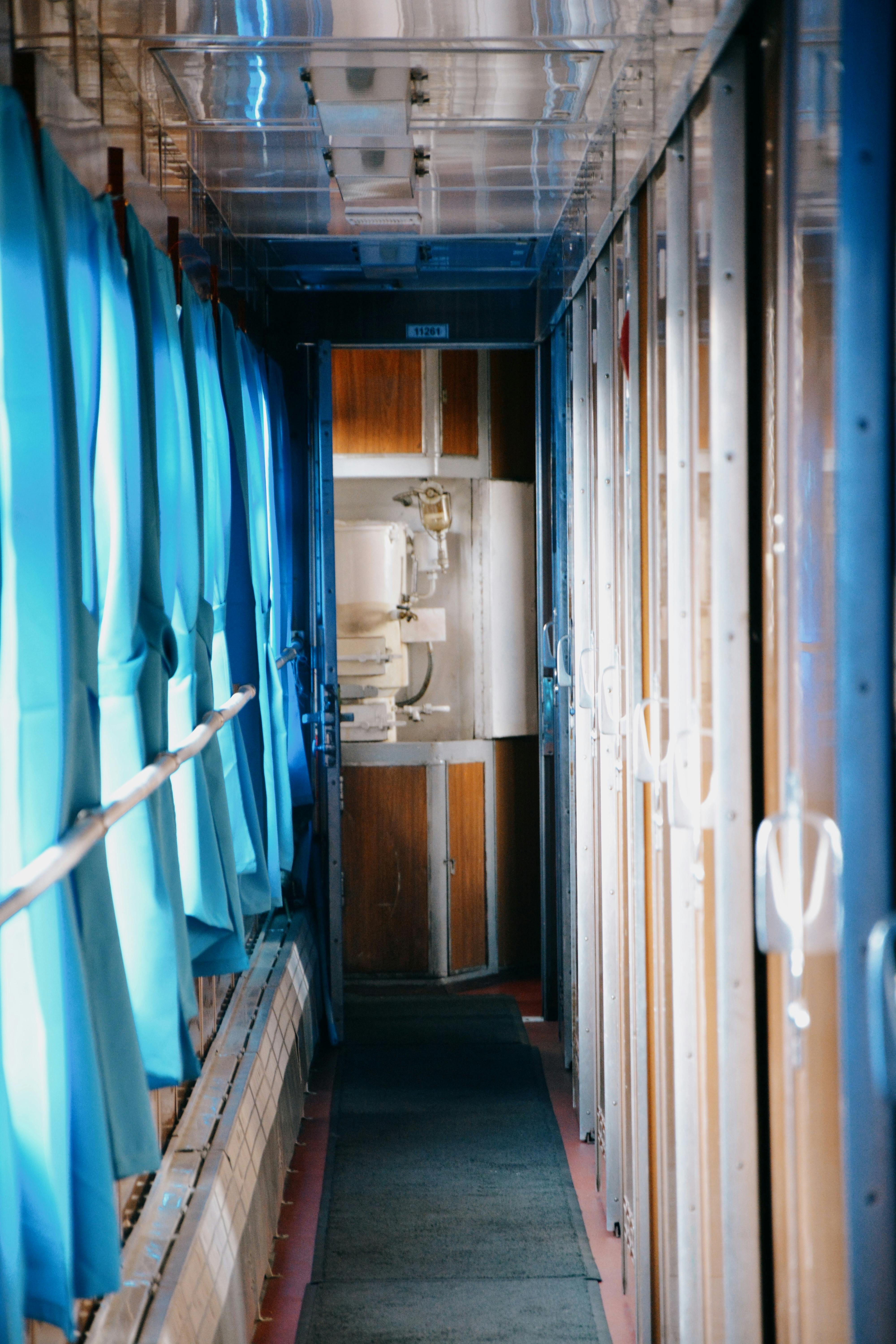 Car Corridor Photos, Download The BEST Free Car Corridor Stock Photos ...