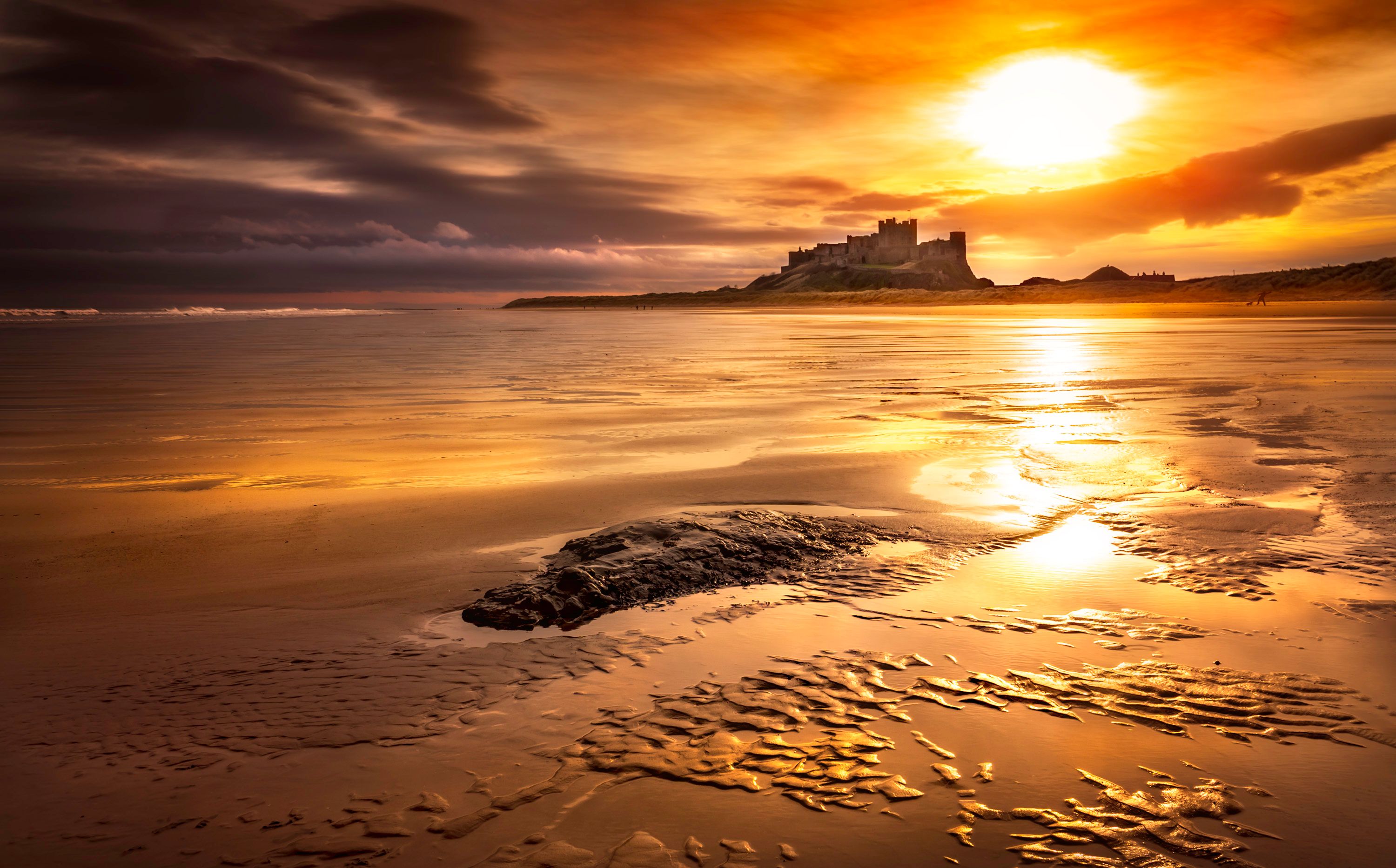 free-stock-photo-of-bamburgh-castle-castle