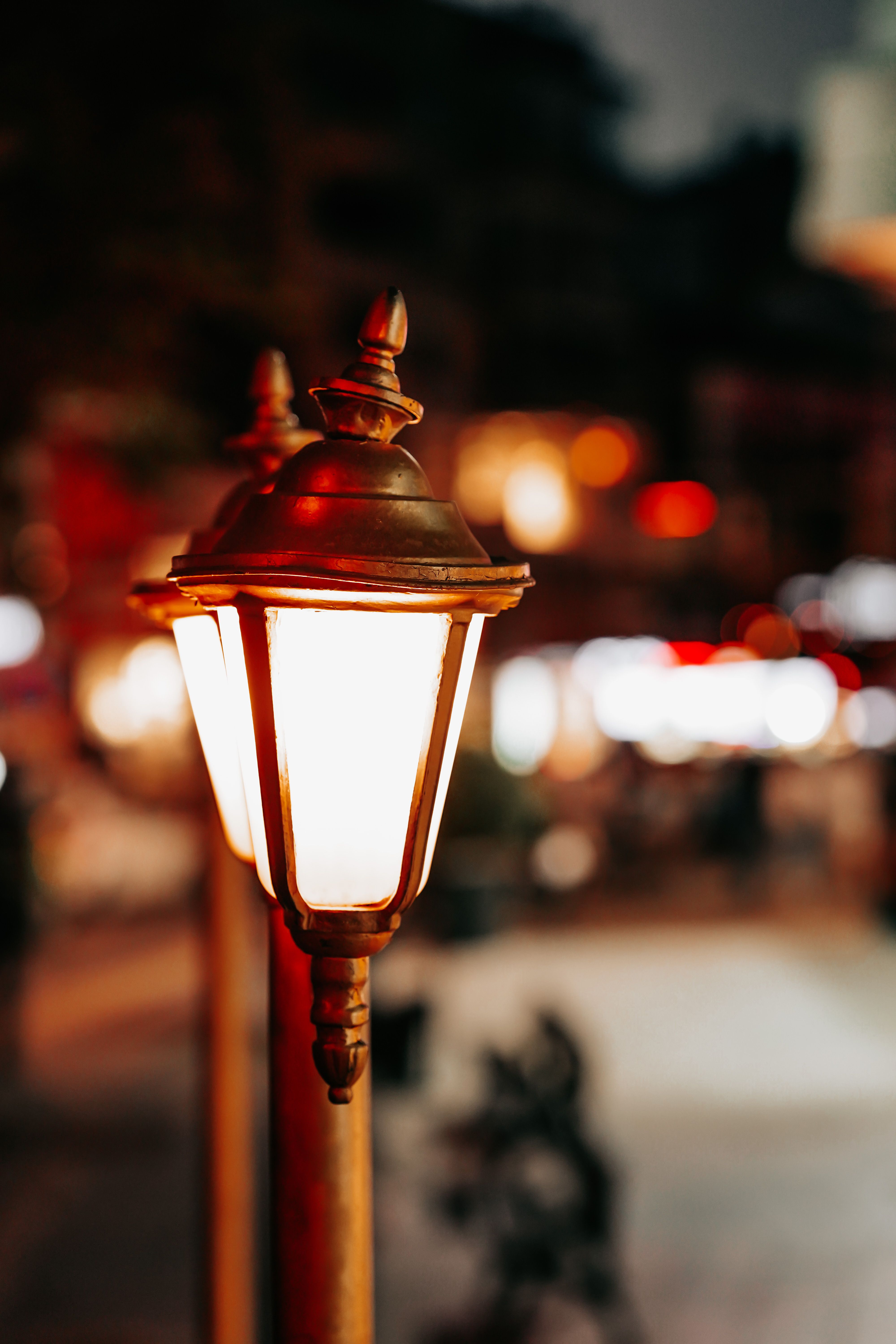 Street Lamp in Evening · Free Stock Photo