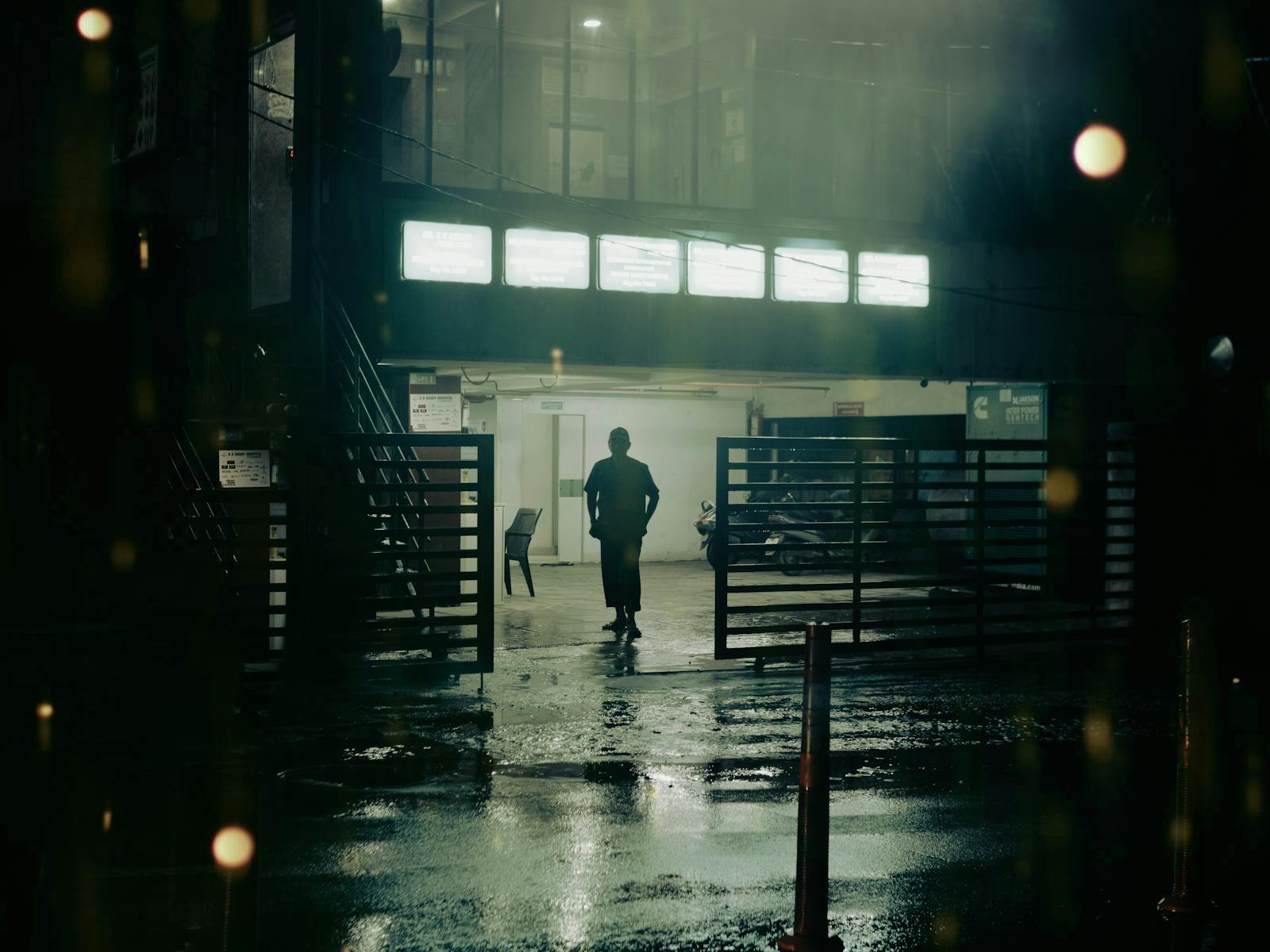 City Street Rain Photos, Download The BEST Free City Street Rain Stock ...