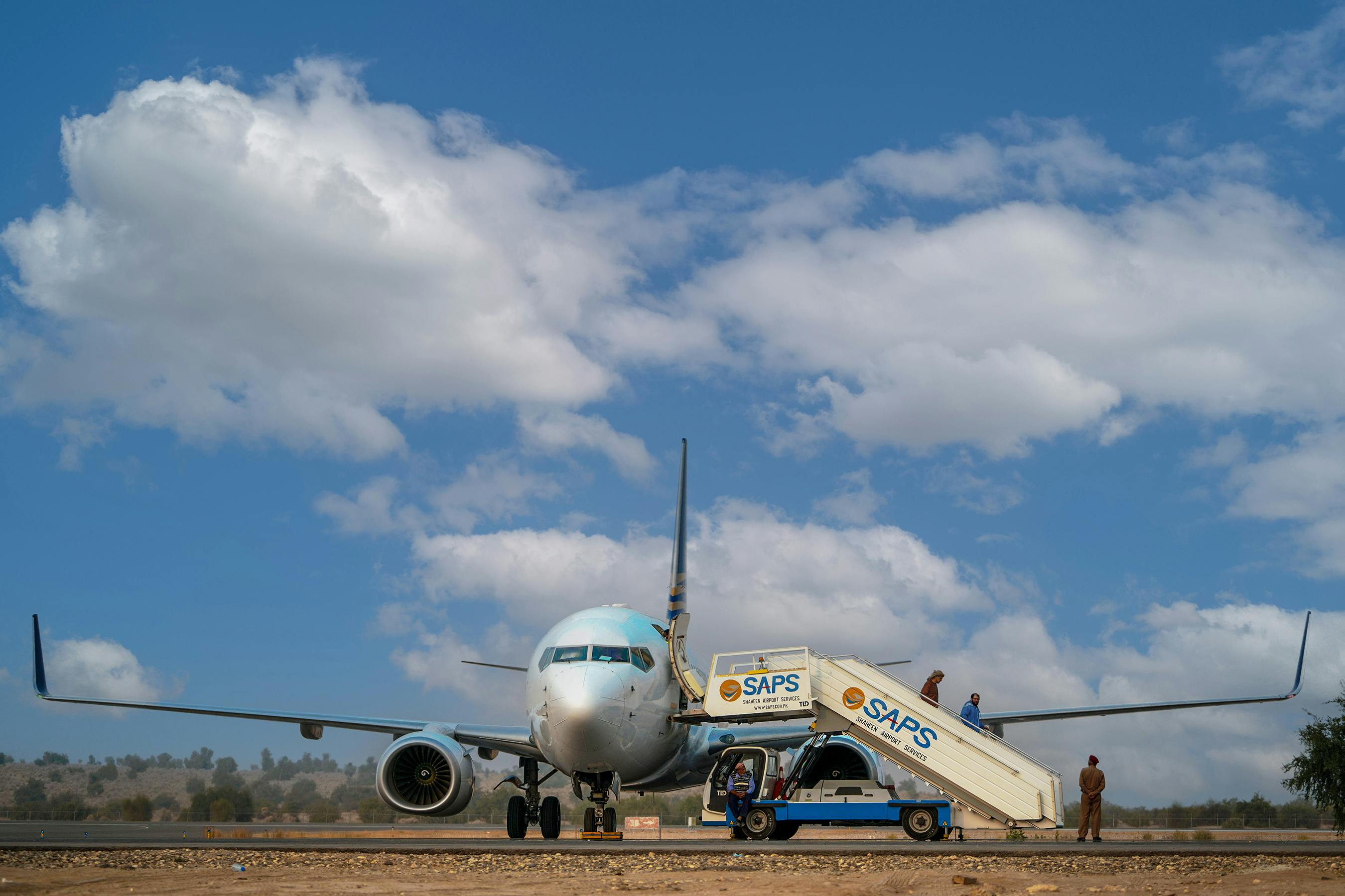 Aircraft Steps Photos, Download The BEST Free Aircraft Steps Stock ...