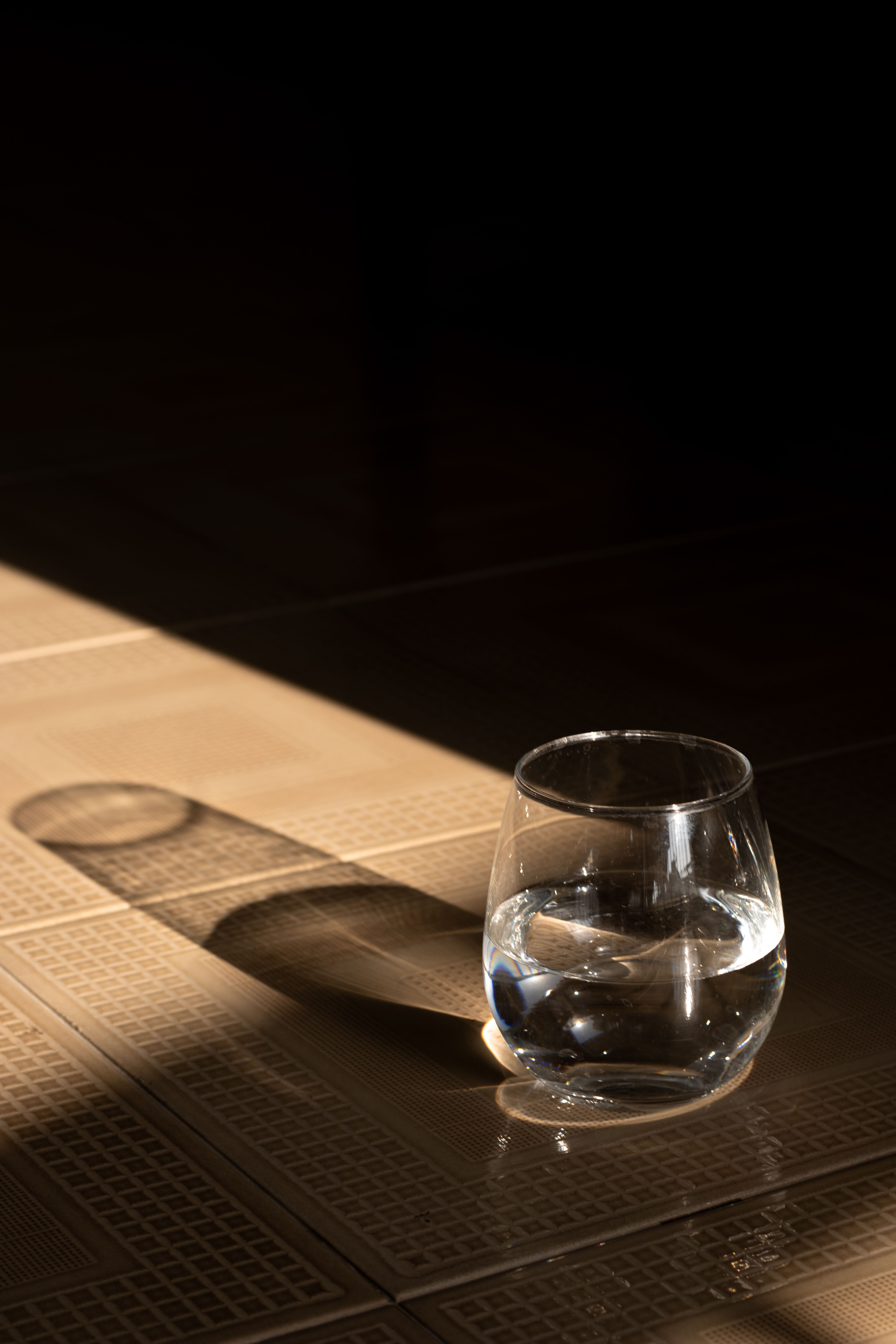 A Close-Up Shot of a Glass of Water · Free Stock Photo