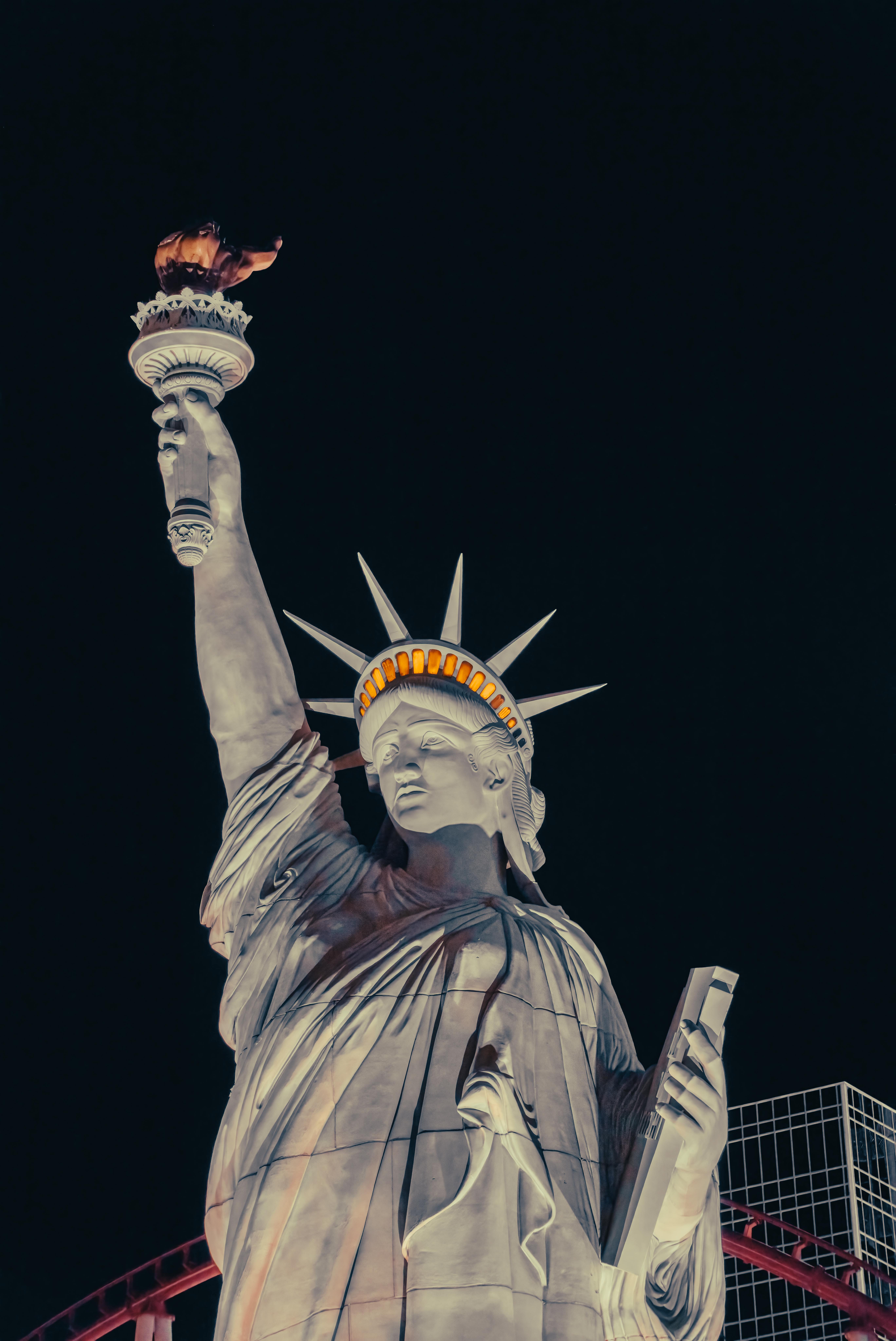 Statue of Liberty at Night · Free Stock Photo