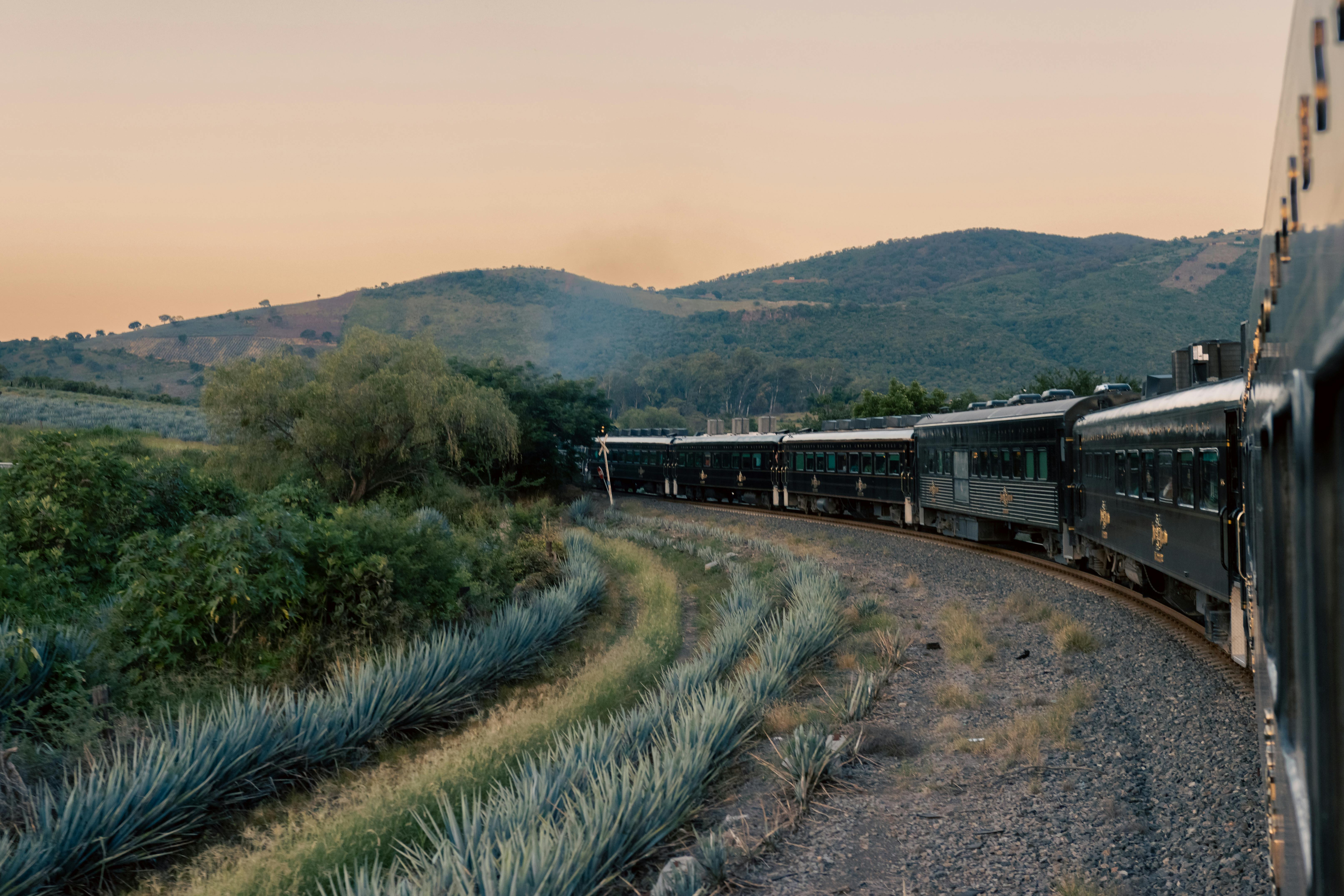 Indian Train Wallpaper Photos, Download The BEST Free Indian Train ...